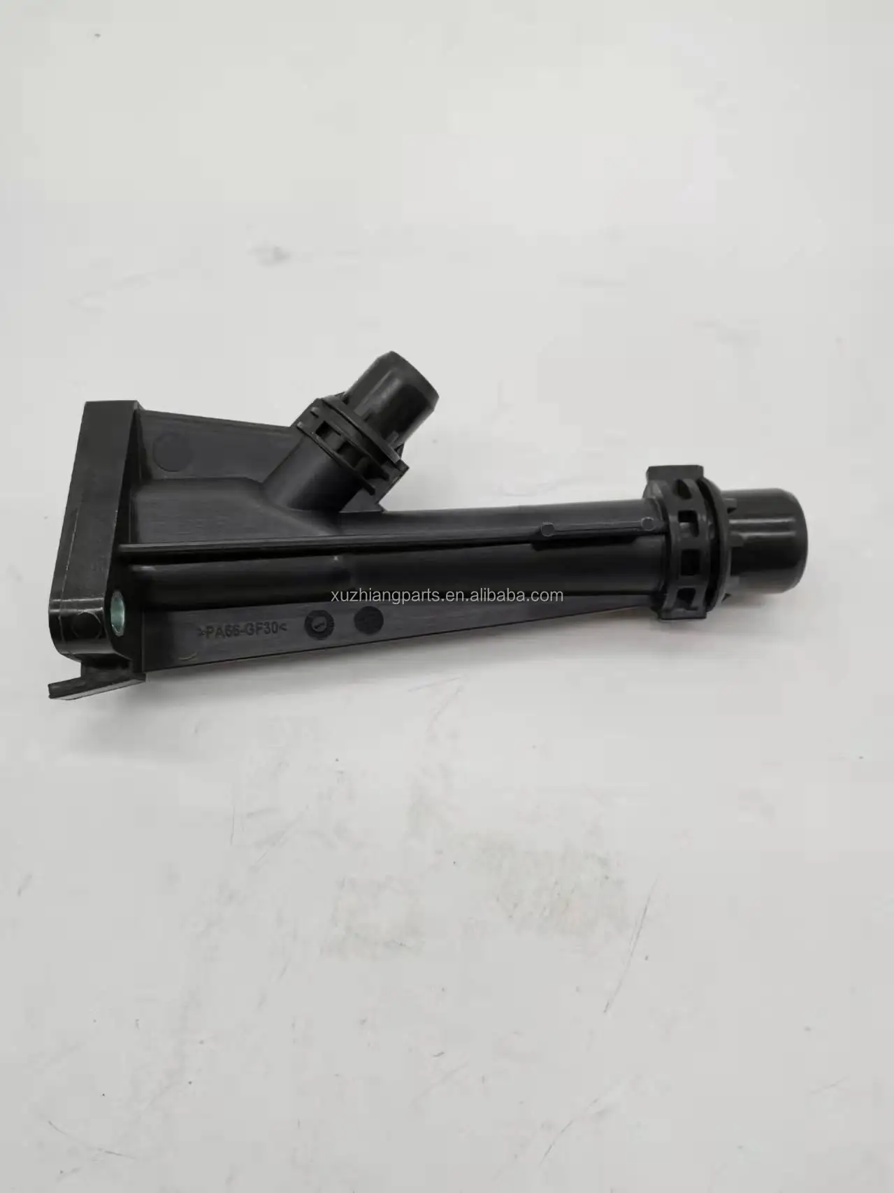 Auto Spare Parts Engine Water Pipe Coolant Hose Connector Thermostat ...