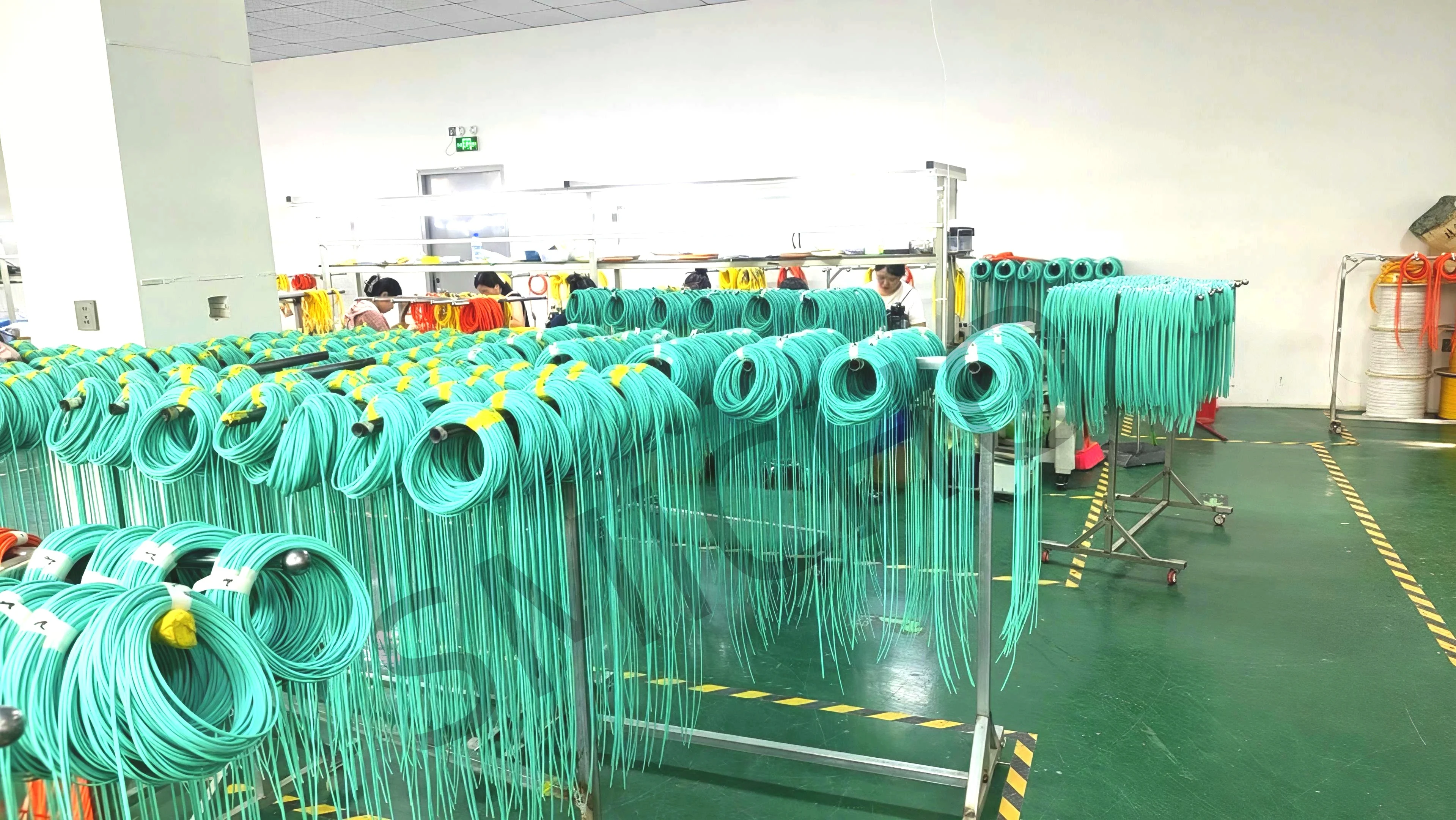 Factory Price Loose Buffer Low Loss 0.9mm 2.0mm 3.0mmG657A/G652D PVC ...