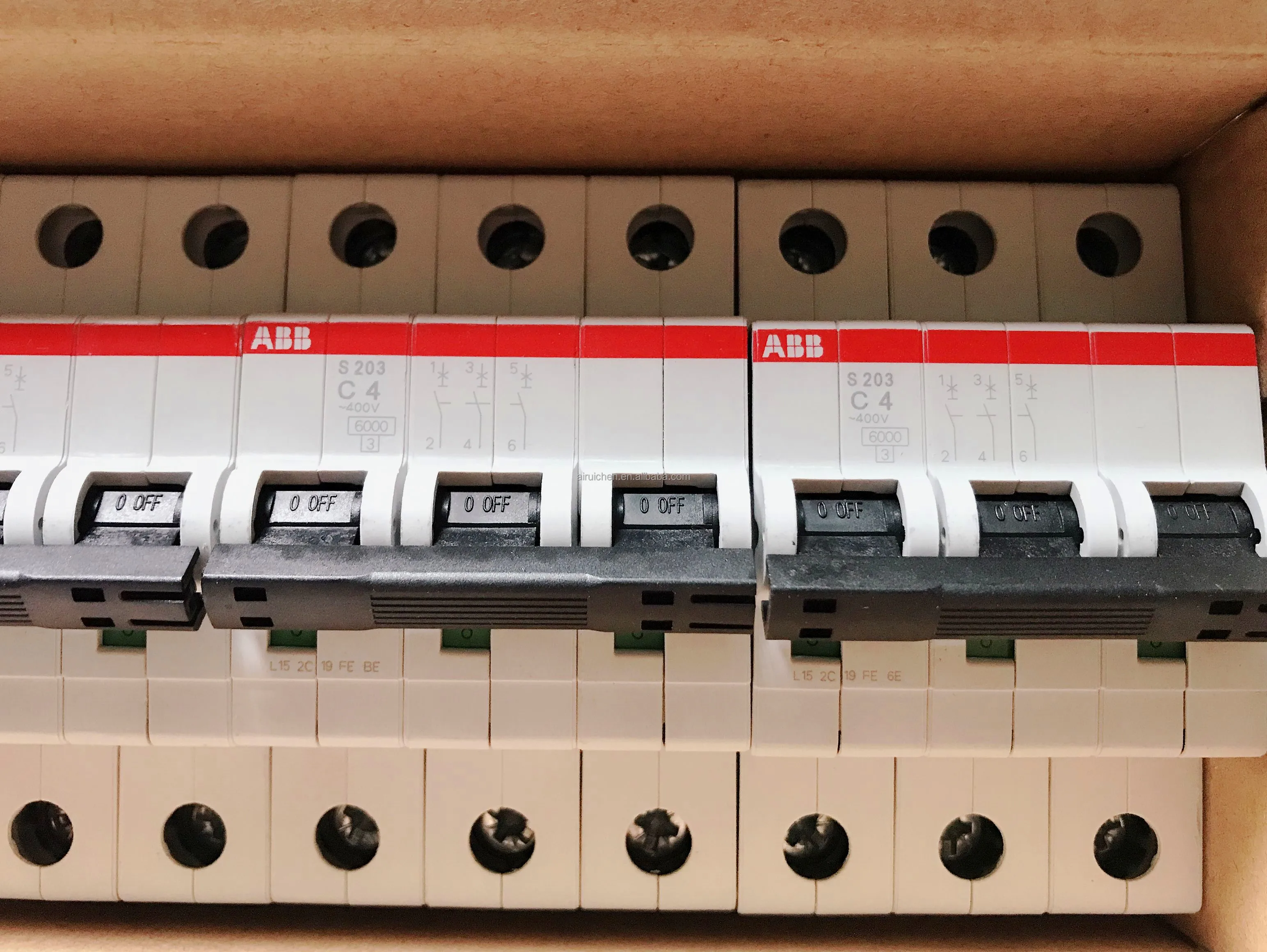 ABB Original Miniature Circuit Breaker, C 20A, 2P 2TAZ116200R0204 S202-C20 MCB Circuit Breaker ...