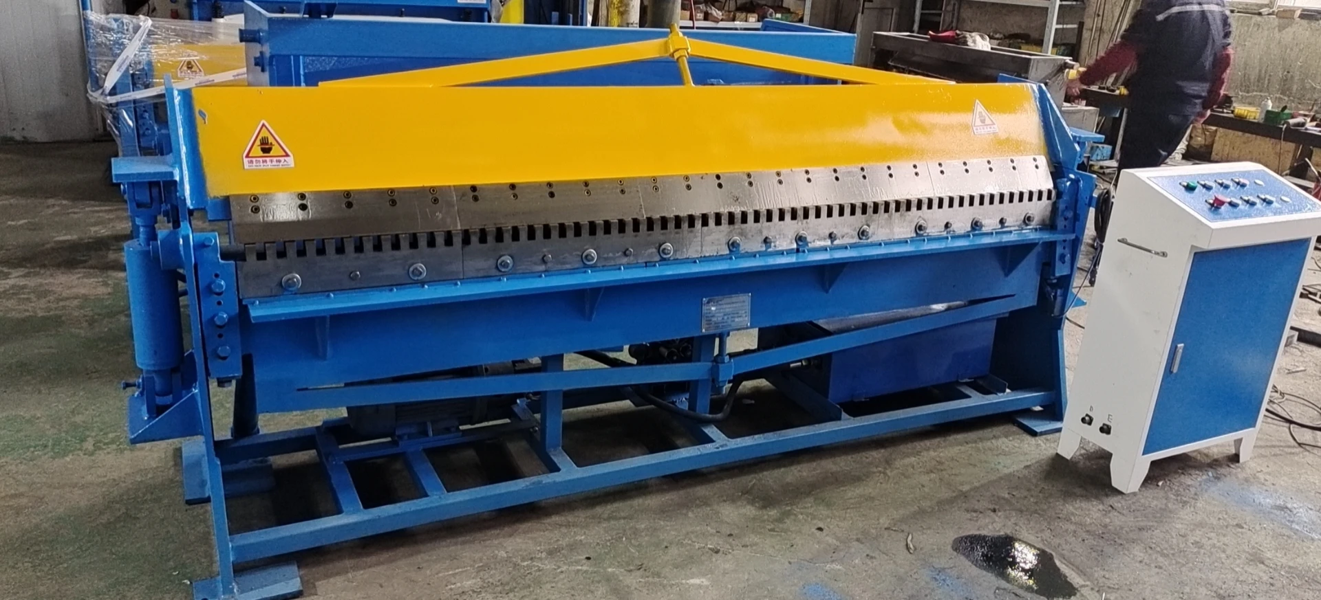 Hydraulic Iron Sheet Bending Machine for 2mm Thickness Plate