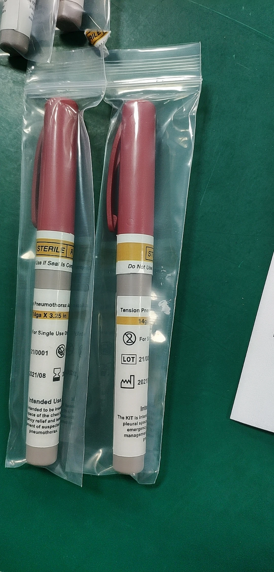 Intercostal Space Air Release Treating A Tension Pneumothorax ...