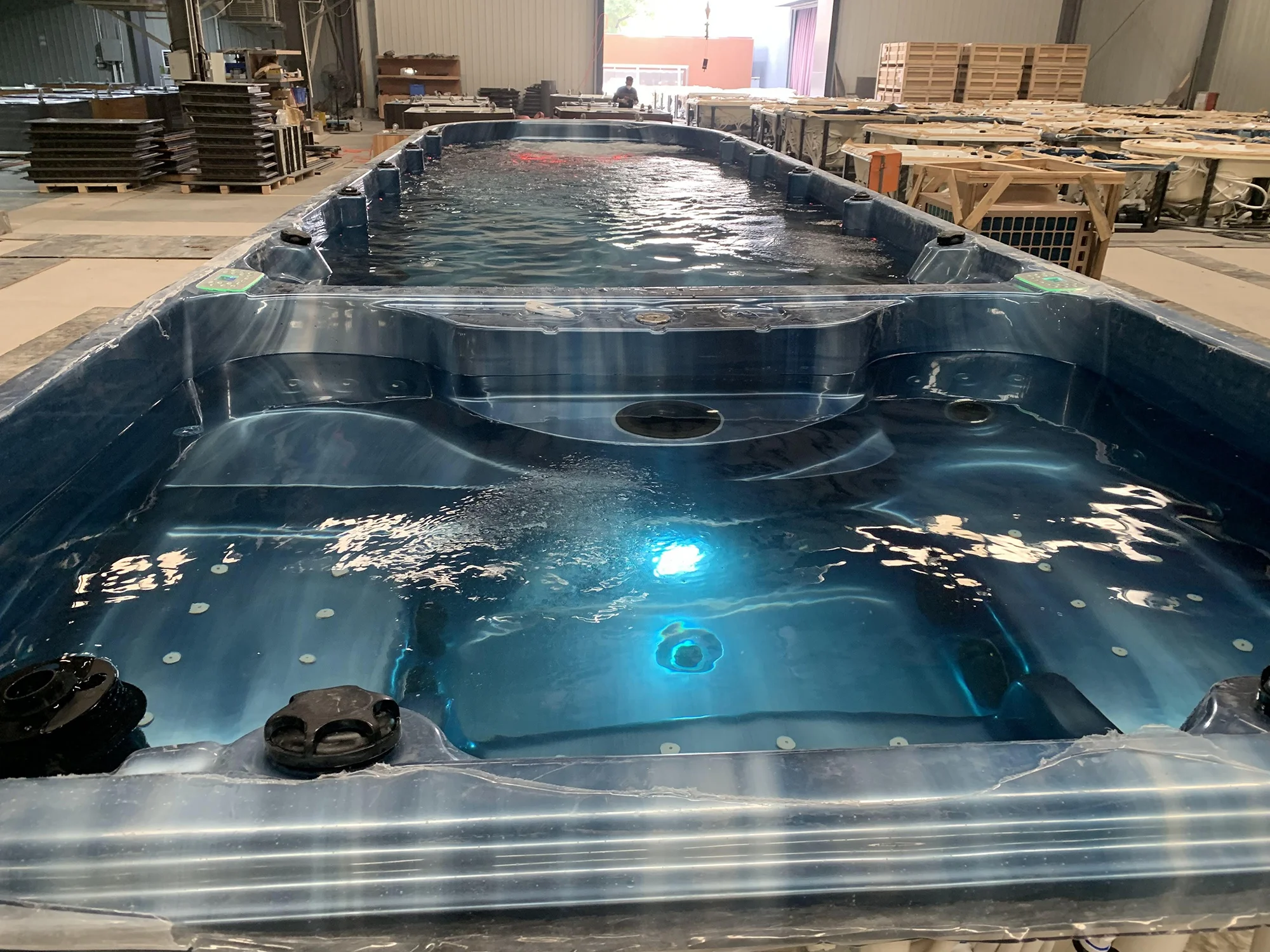 Acrylic Outdoor Swim SPA 8 Meters - Facespa FS-S08M