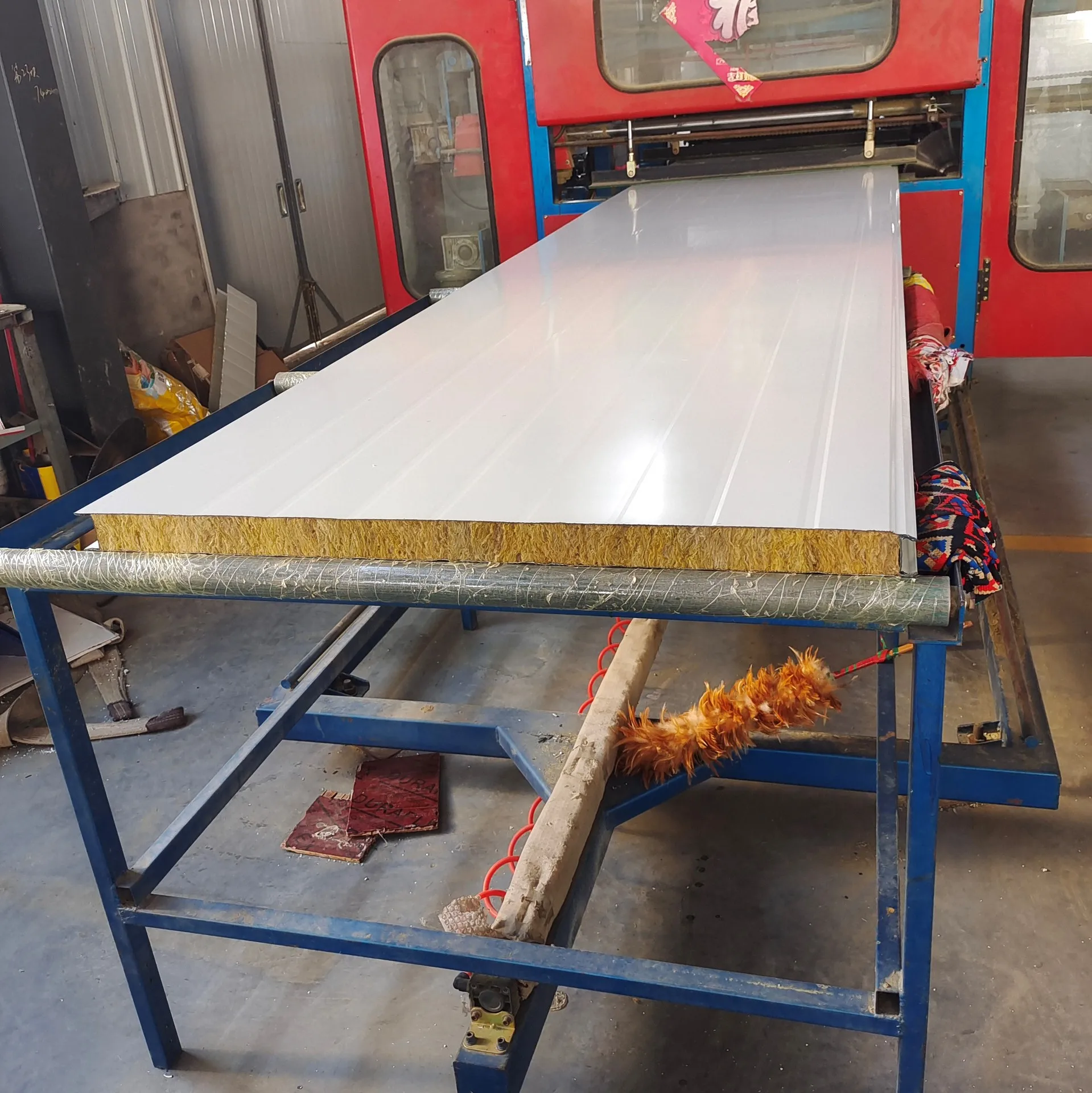 Wall and Roof Rock Wool Acoustic Wall Sandwich Panel Price Fireproof ...