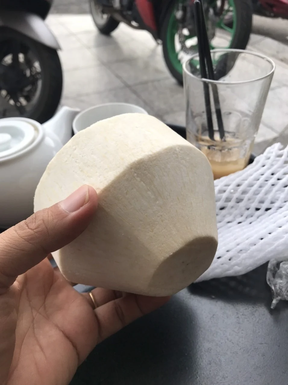 Fresh Coconut Cut Cones Shape/ Coconut Tender/ Green Young Coconut From ...