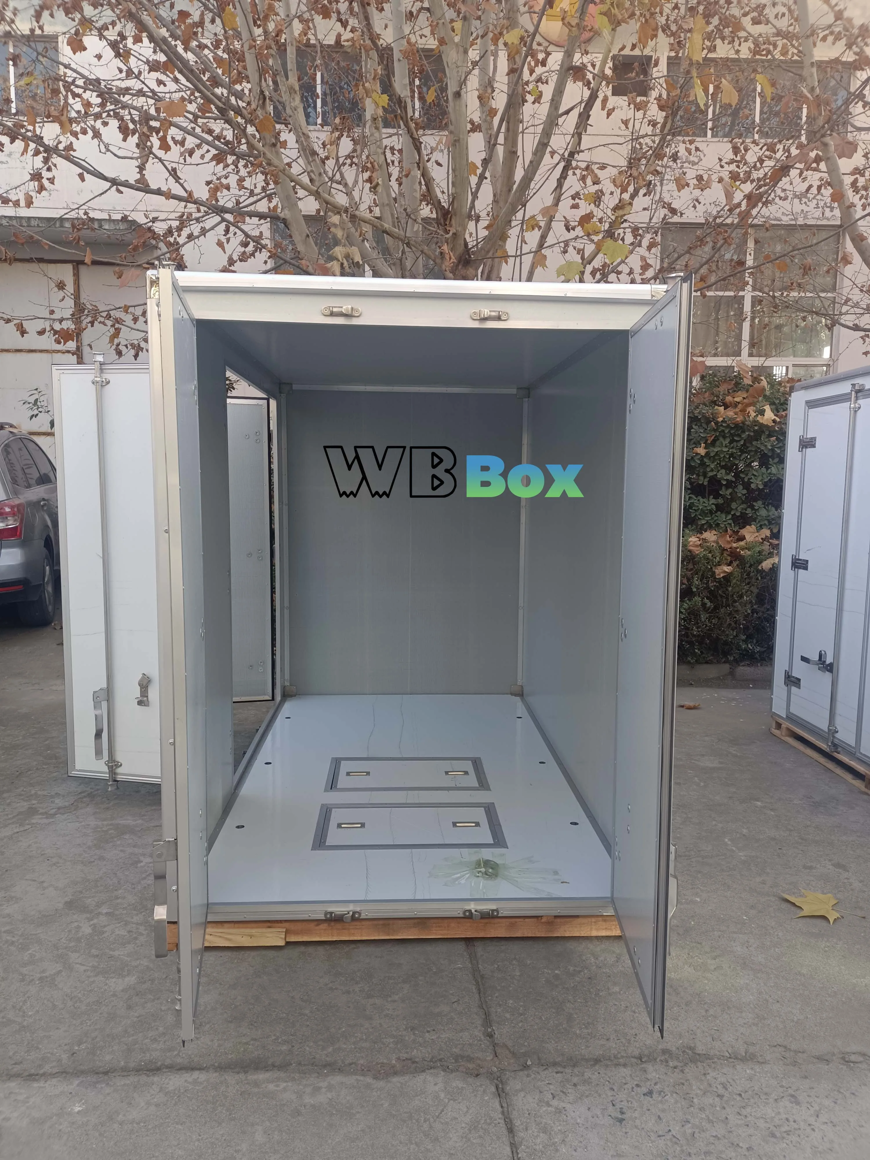 Double Door Refrigerated Box on the Tricycle Cool Room with ...