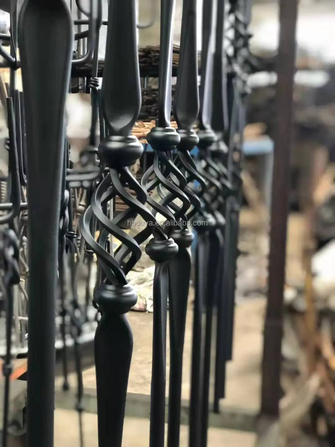 Popular Modern Farmhouse Staircase Single Oval Solid Steel Baluster