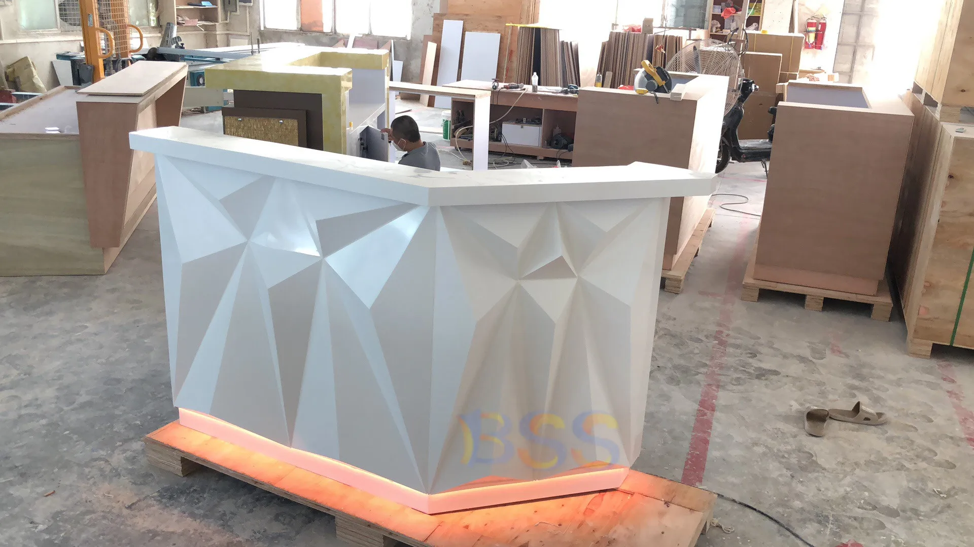 Small Club Bar Counter Bespoke High End Nice Fashion Design Wholesale ...