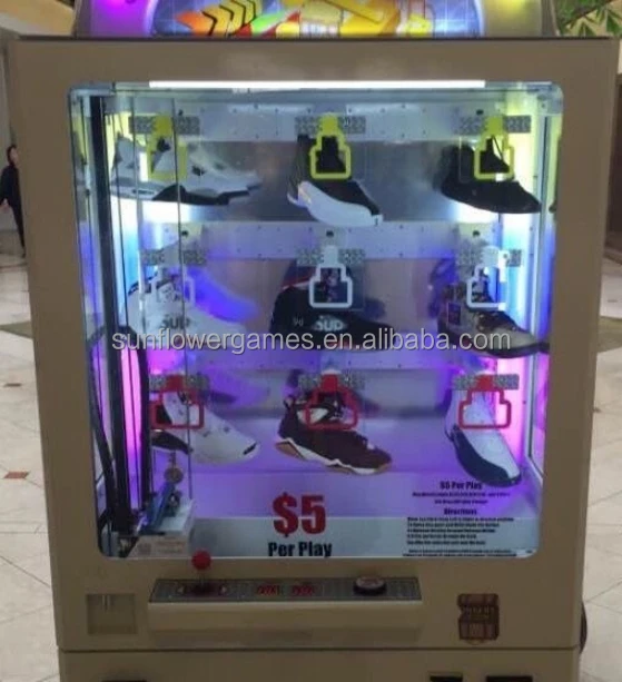 Coin Operated Prize Vending Amusement Game Machine - Key Master