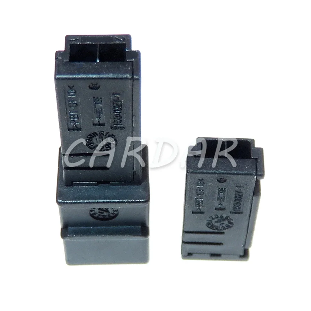 Car Buzzer Wire Plug 4B0 972 623 - Auto Tweeter Socket