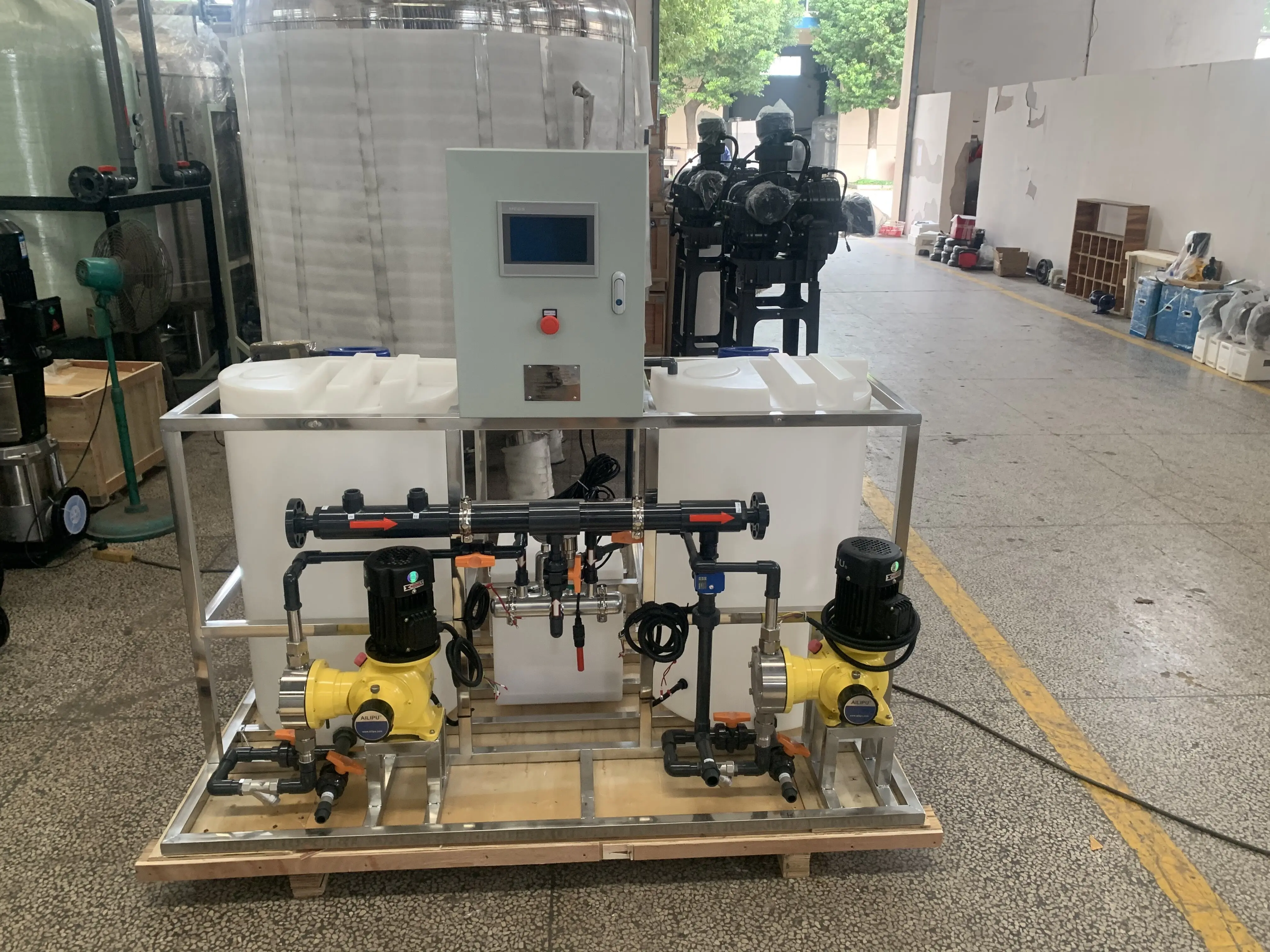 Intelligent Control of Automatic Chemical Dosing System Online