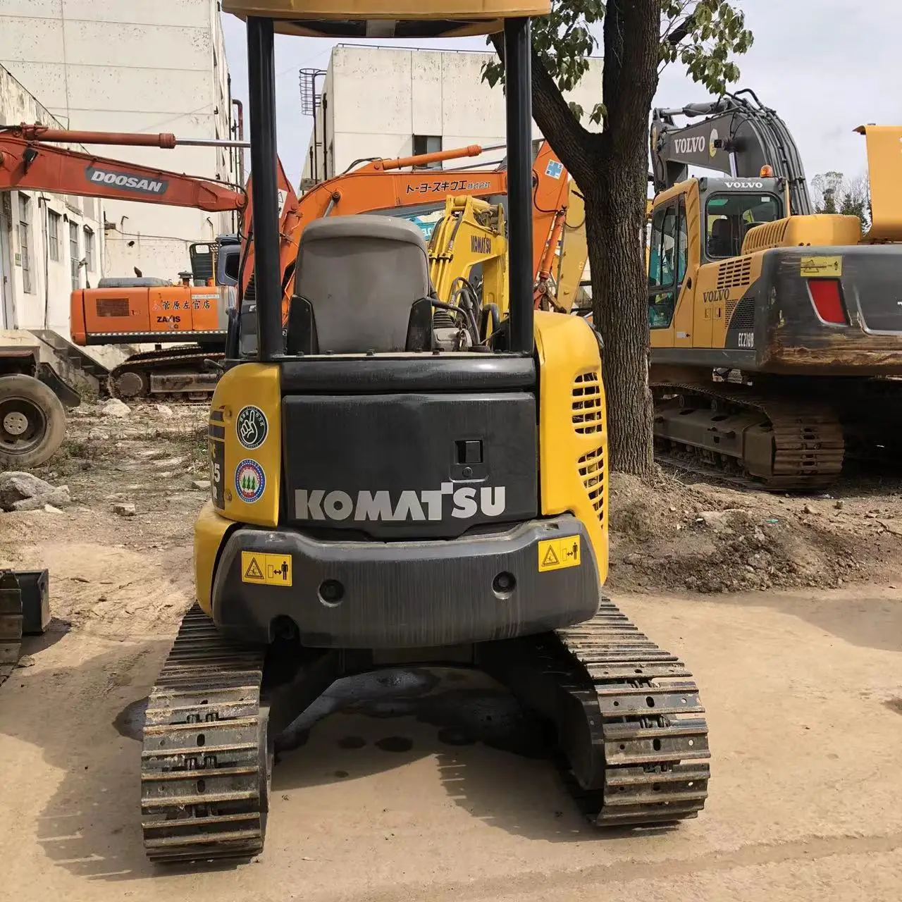 Good Quality 3.5 Ton Low Price Used Komastsu Pc35 Excavator For Sale ...