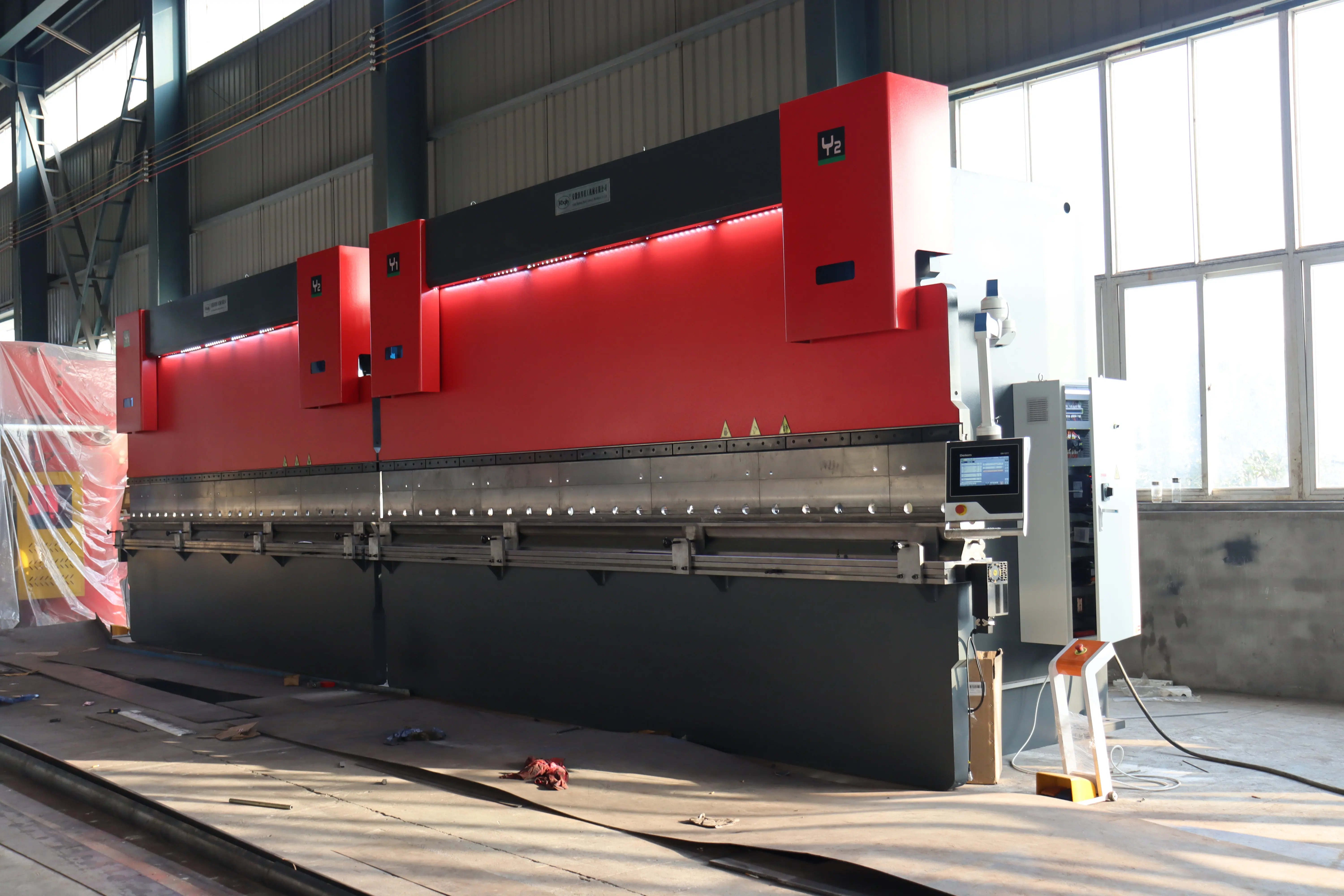 DA53T Hydraulic CNC Tandem Press Brake - Low Cost Solutions