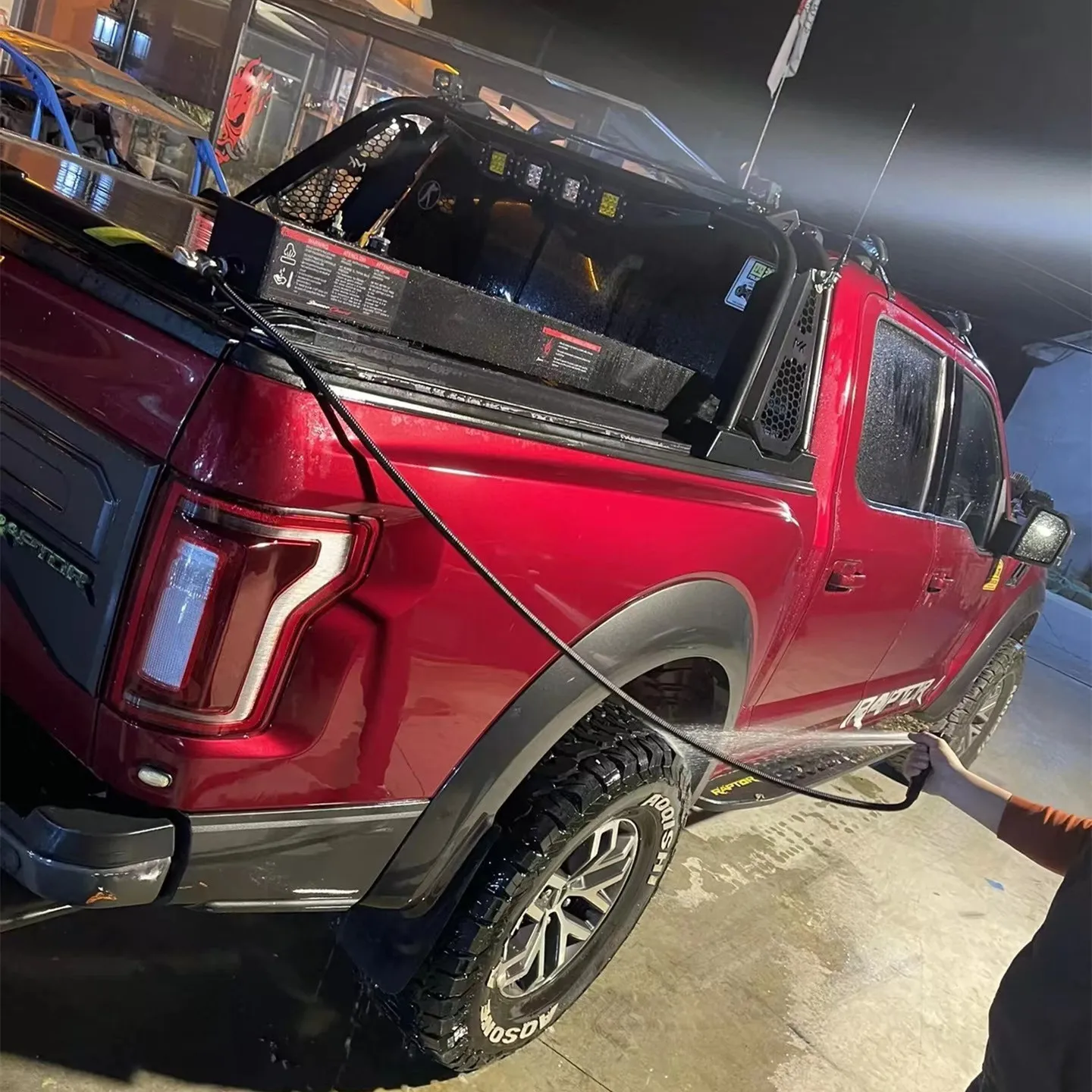 Car Roof Rack Mount Solar Shower With 15l 20l 26l - Buy Roadshower,Rack ...