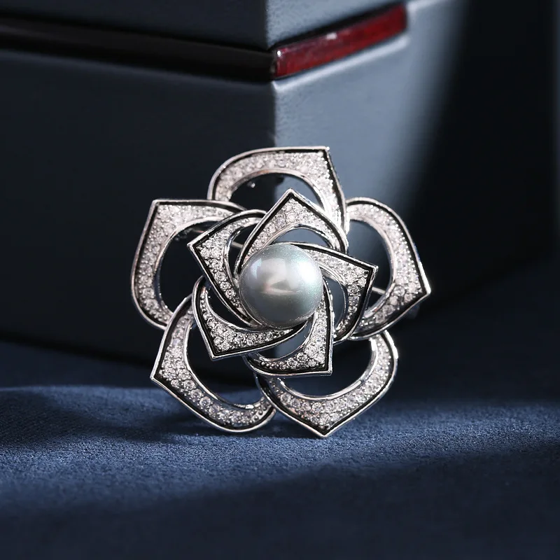 Roche Oem Broche Hollow Metal Pearl Zircon Camellia Flower Brooch - Buy ...