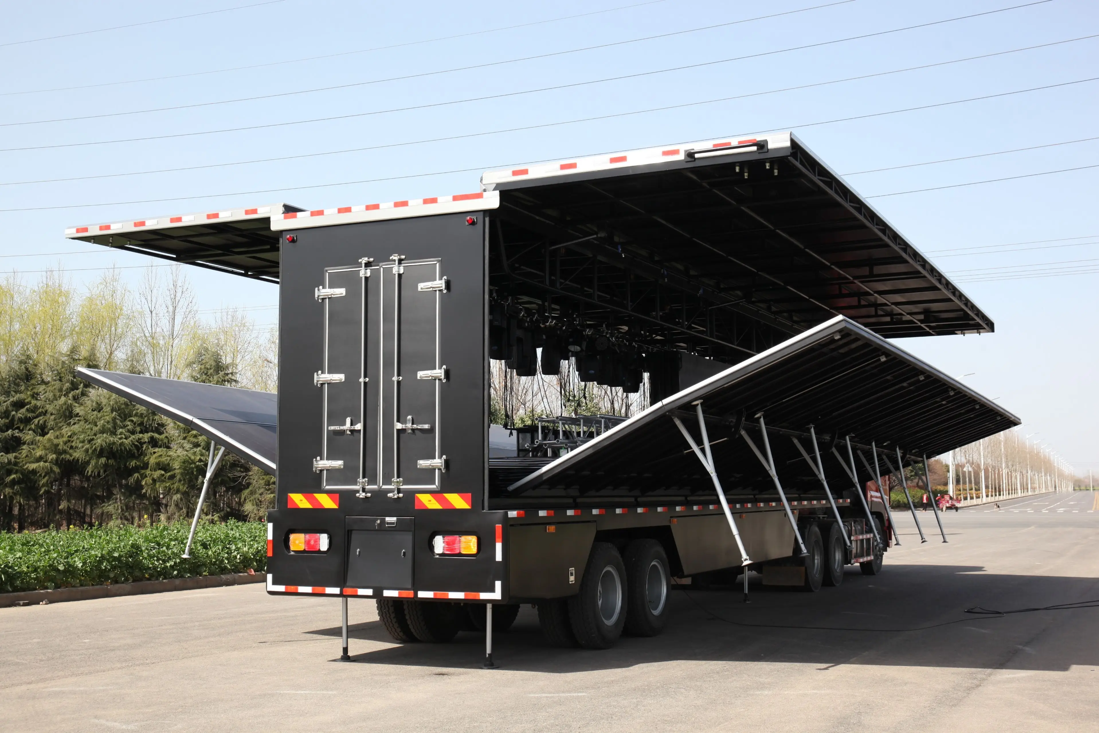 Mobile Stage Trailer Hydraulic Mobile Stage Trailer With Pro Sound ...
