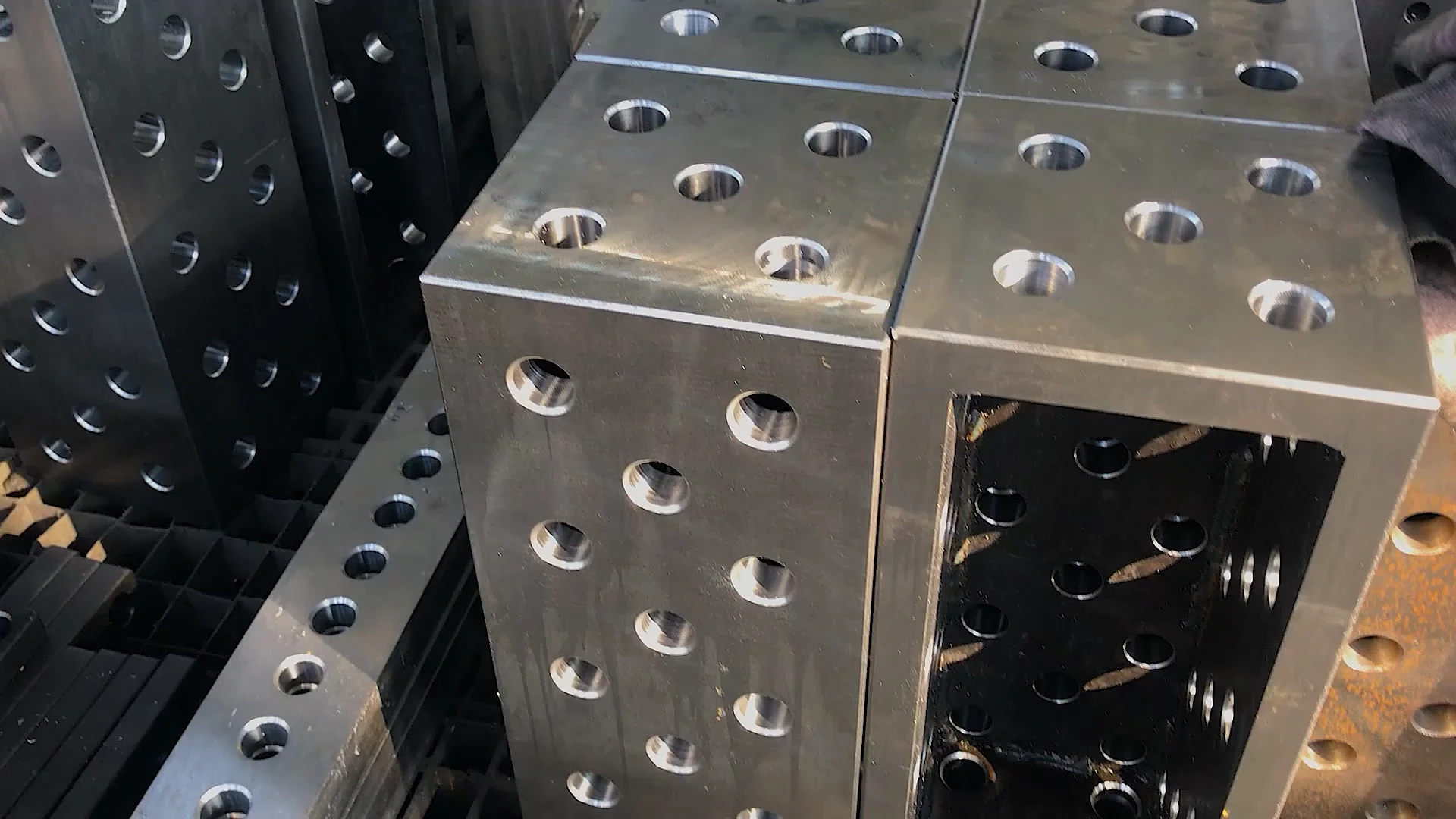 3d Welding Table Flex Matic D16 D28 Bespoke Setup Cast Iron And Steel ...