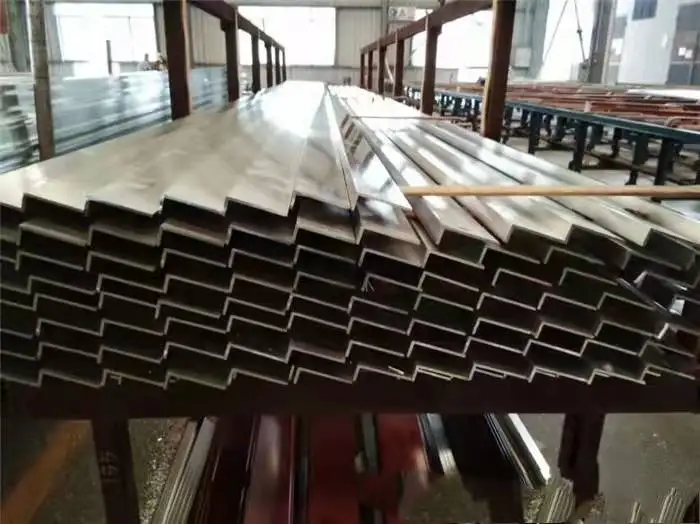 Custom Aluminum Angle L Shape Extrusion Corner 6082/6063/6061 Aluminum ...