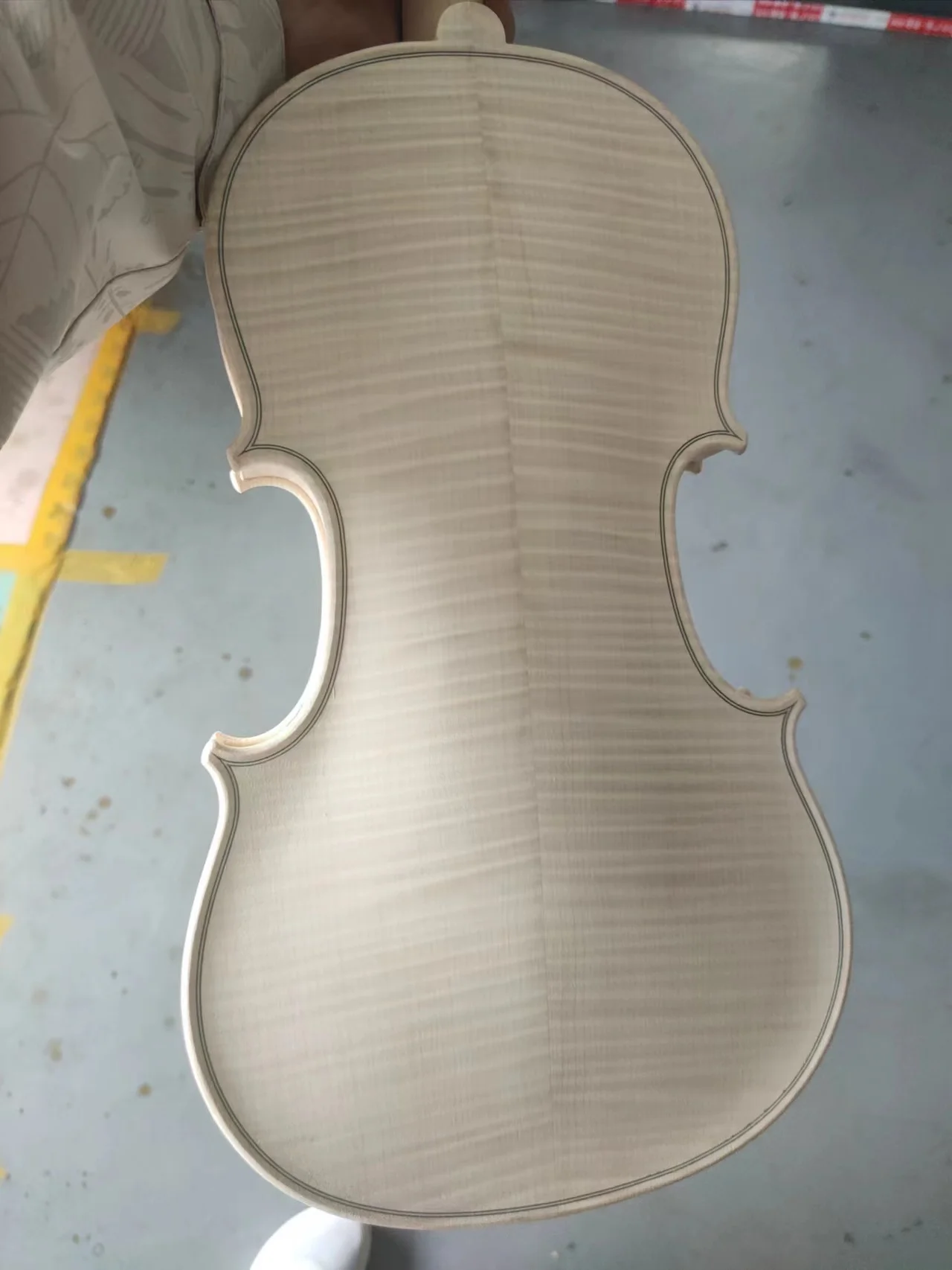 Full Size Violin Professional 44 Handmade Violin Beautiful Sound Varnished Violin clear Grain ...