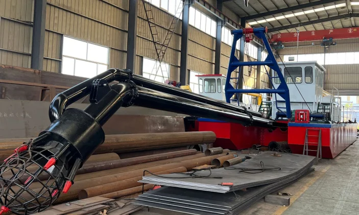 Dredge with Diesel Engine Sand Pump Water Jet Function and Discharge ...