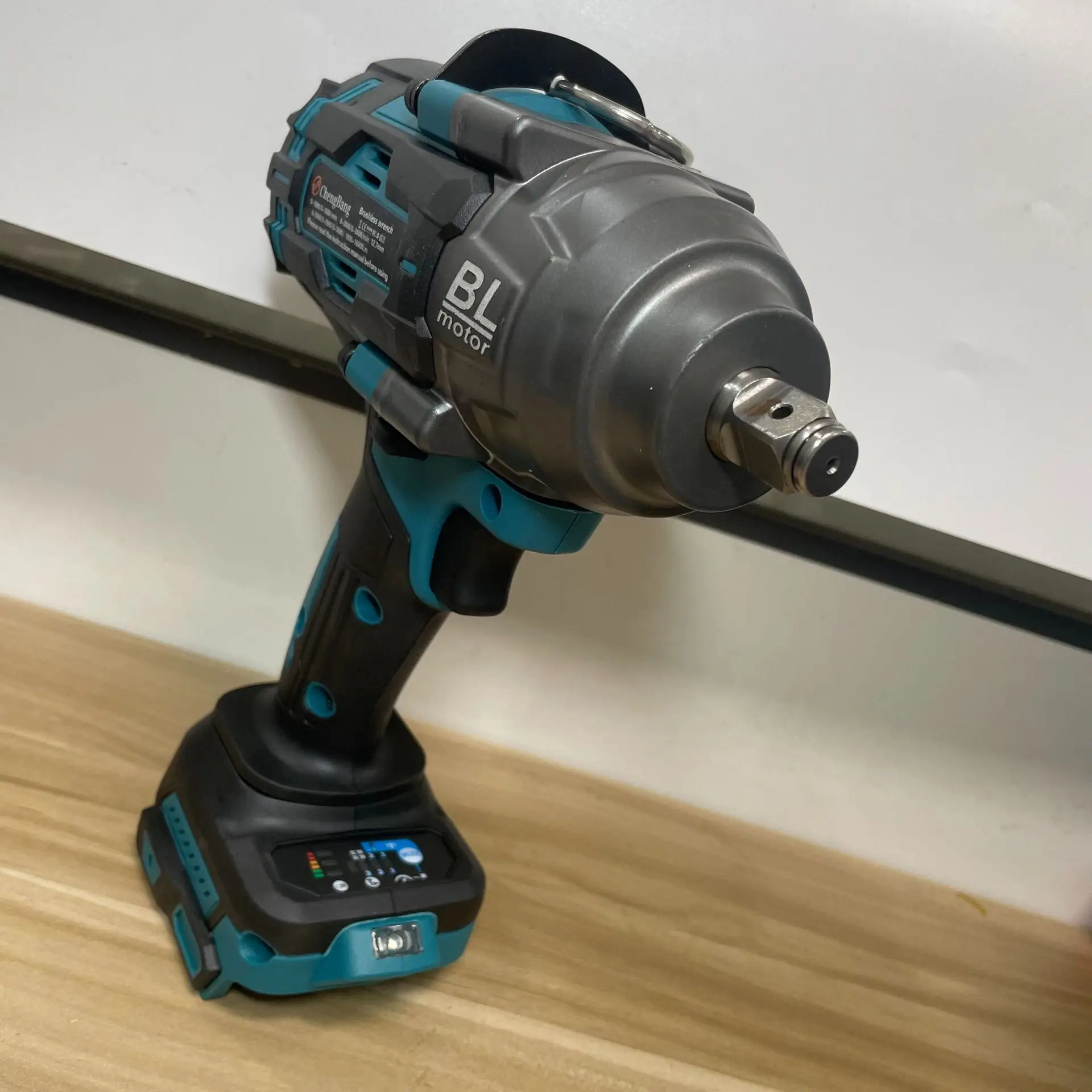 1600n.m Heavy Duty Brushless Wrench - Cordless Torque Power