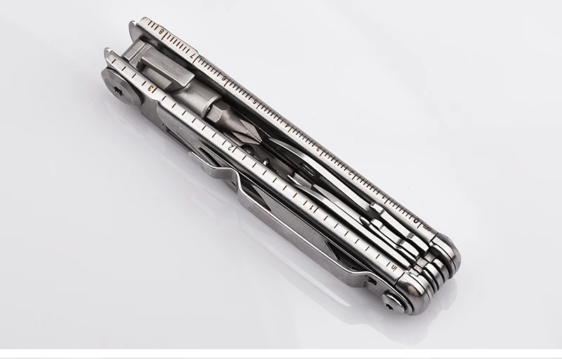 Multi Tool Knife - Portable and Versatile Outdoor Solution
