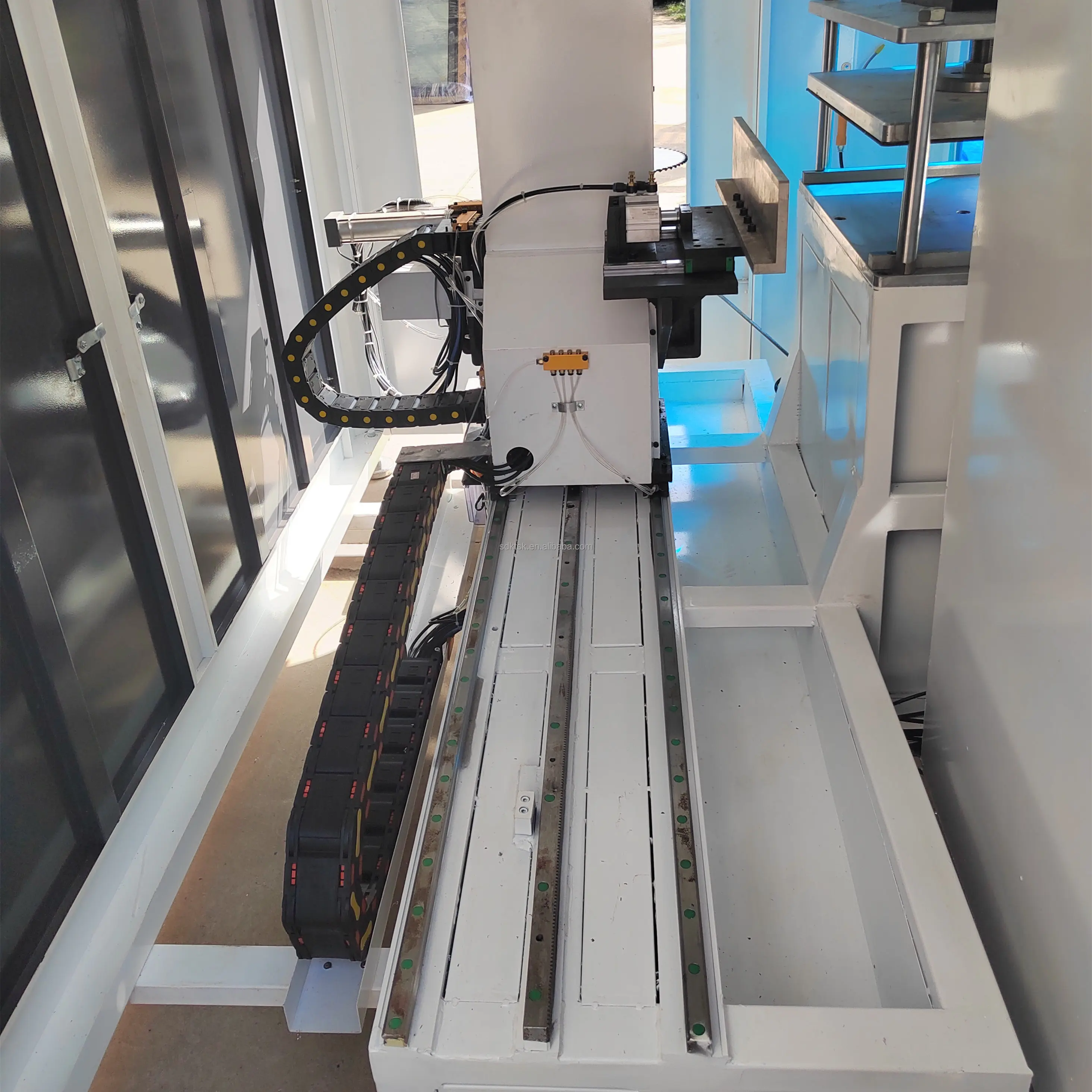 Aluminum Window Frame Mullion Profile 3 Axis CNC Milling