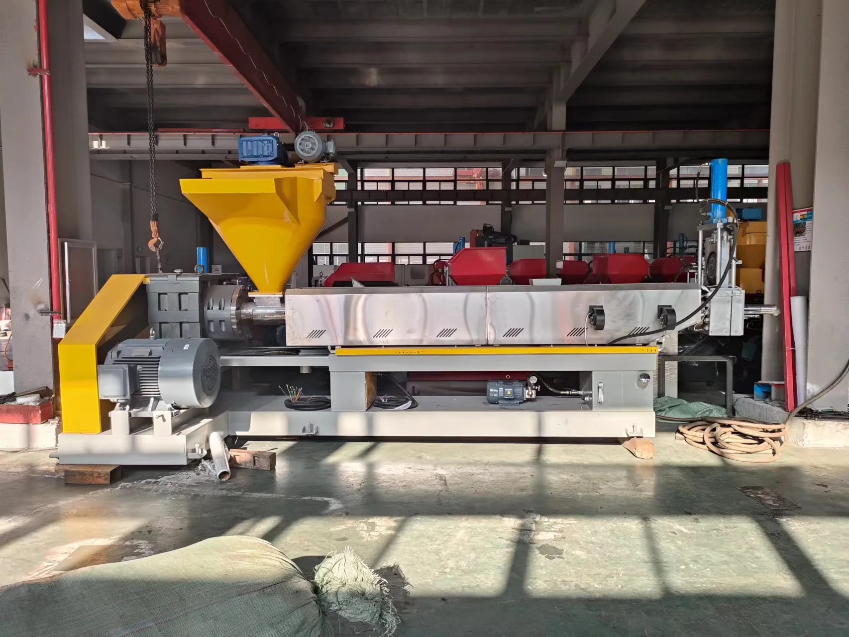 Double Stages Pet Hdpe Plastic Recycling Extruder Machine Flakes