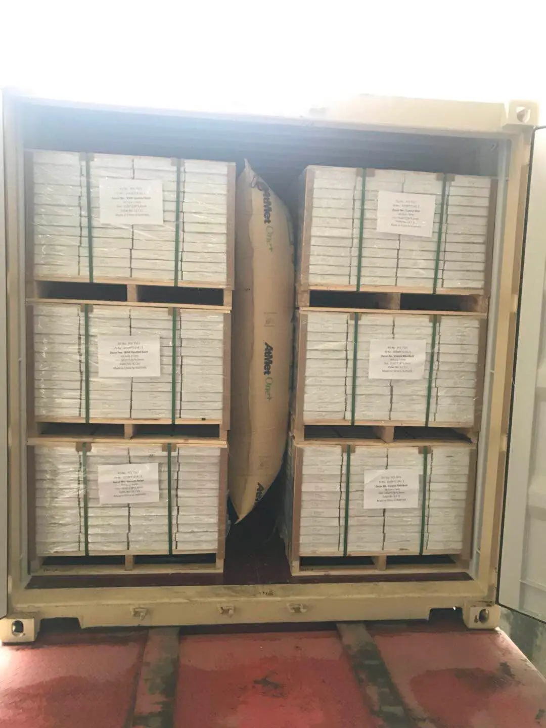 Sentai High Quality Laminated Plastic Click Flooring Interlock Click ...