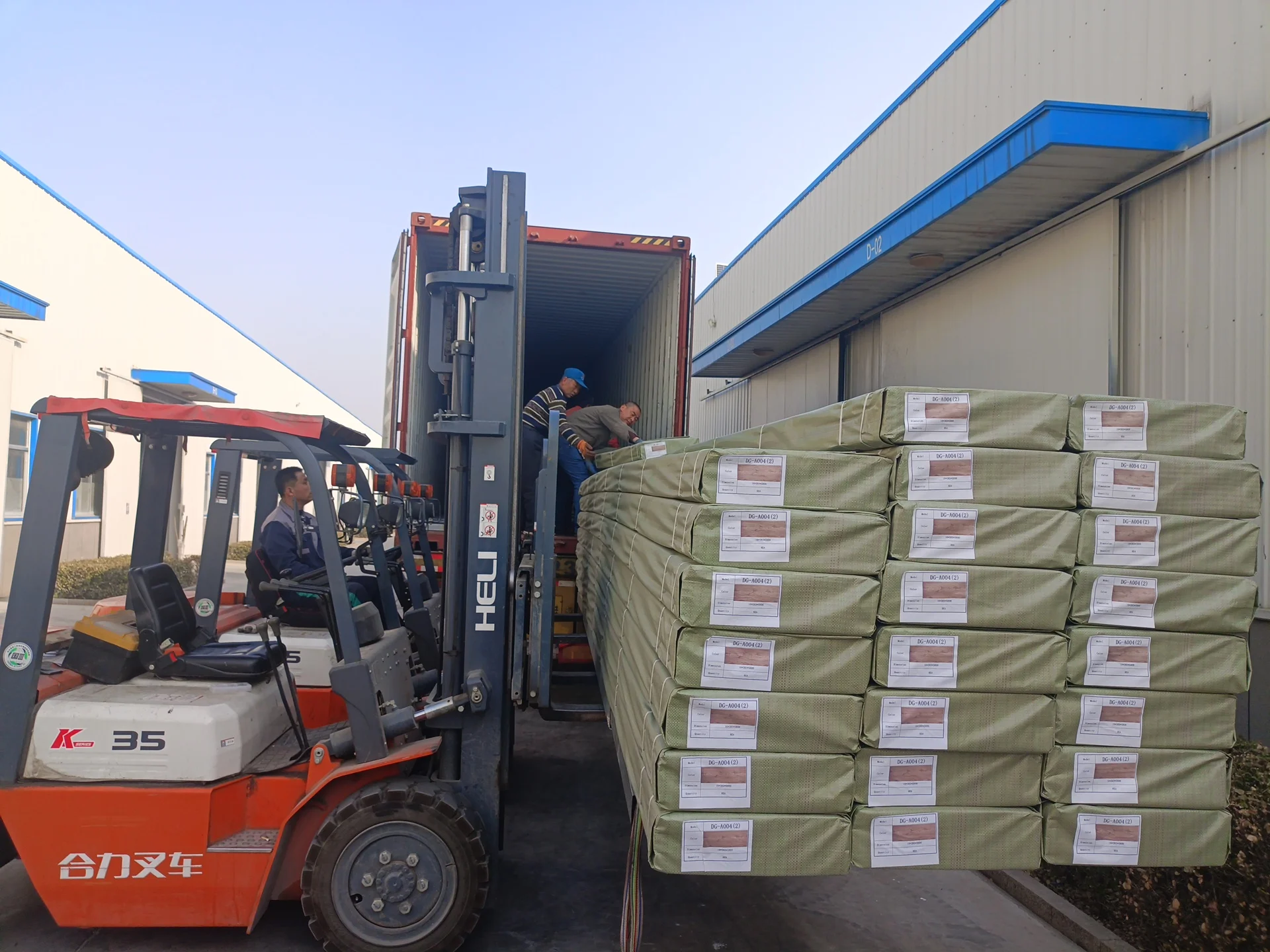 Color-coated Steel Sandwich Panels For Hall Pu Insulated Hot-dip ...