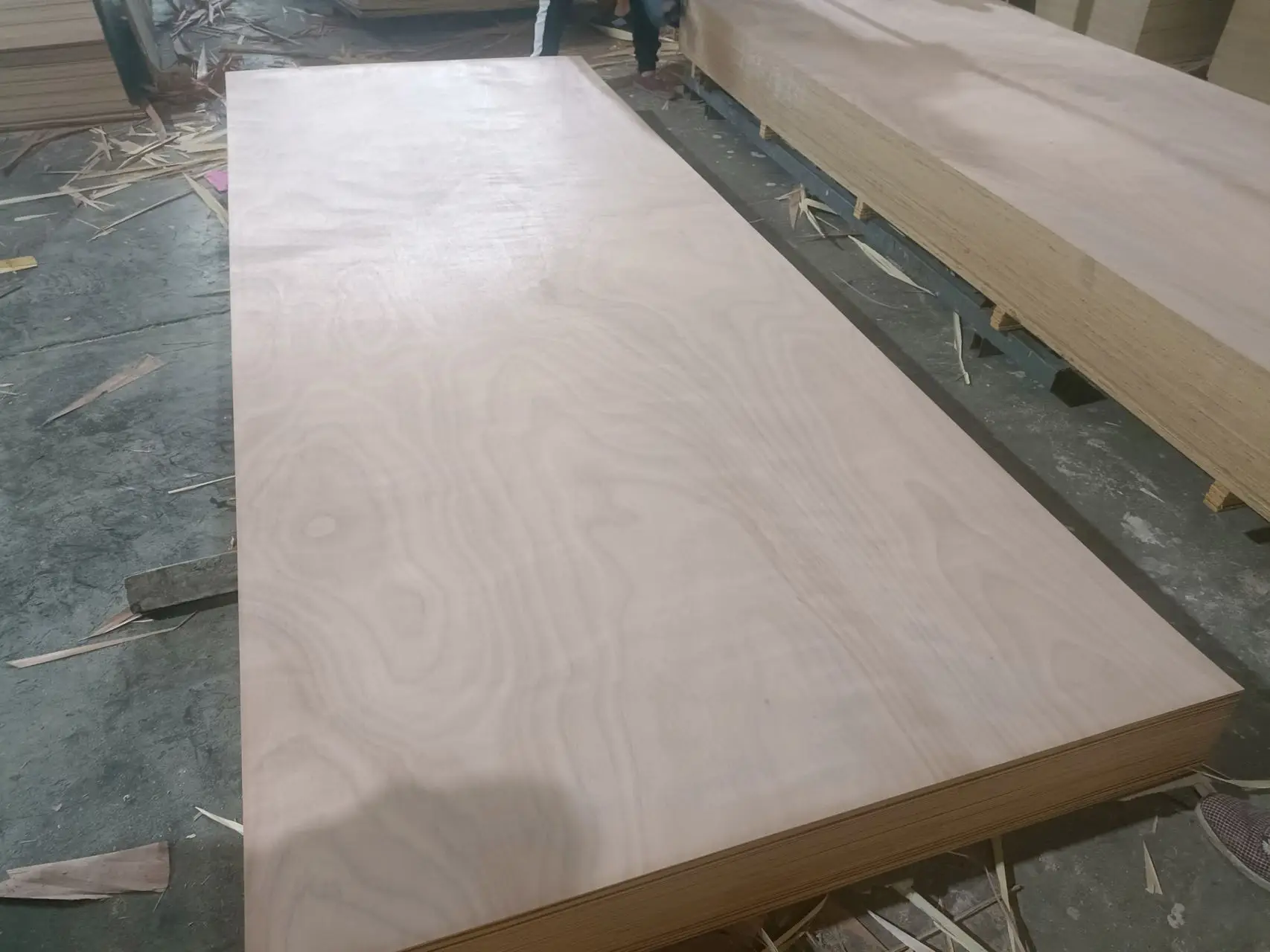 Triplay And Triplay Okume And 18mm Plywood - Buy Triplay,18mm Plywood ...