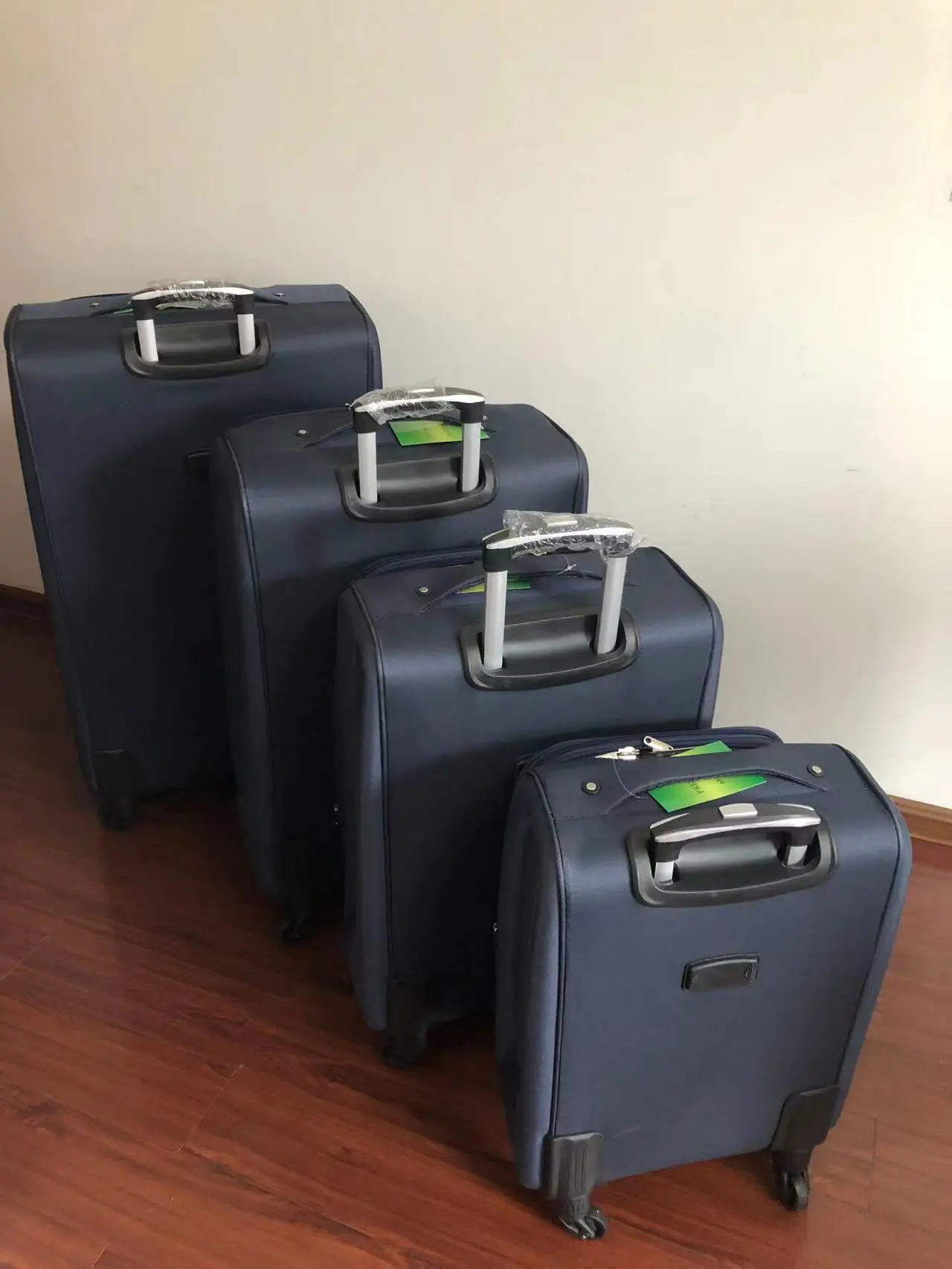 Lightweight Soft Fabric Eva Luggage 4 Pcs Set Waterproof