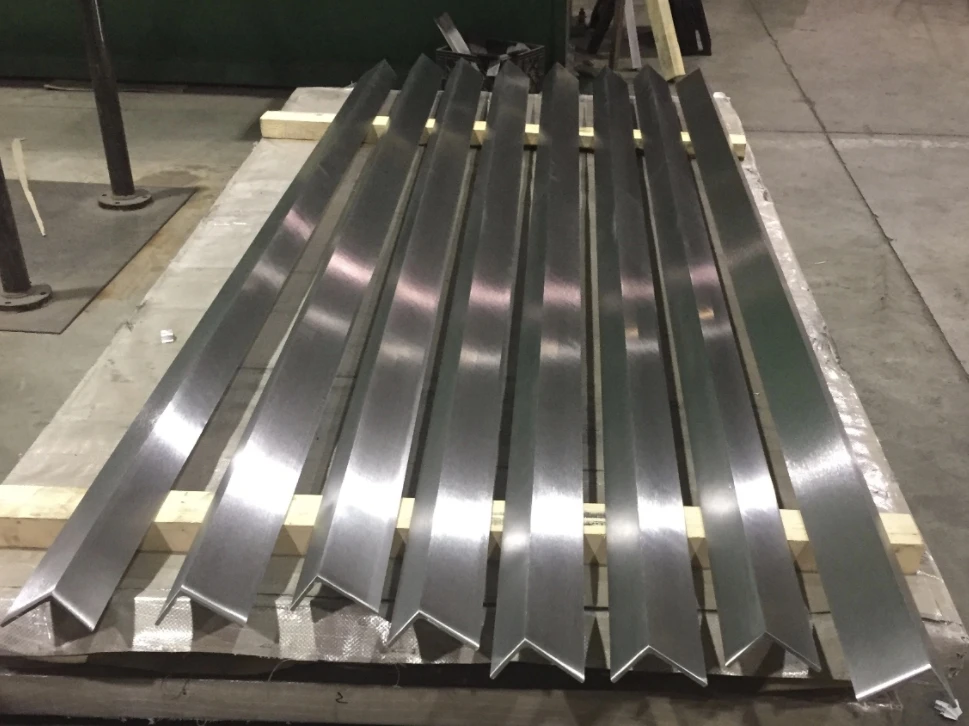 High Quality Equal Unequal Angle Bar 201 304 316l 316 For Construction ...