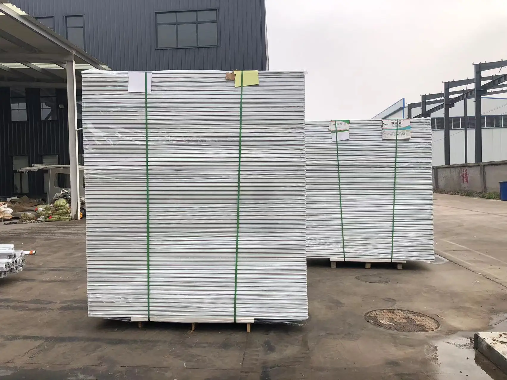 Factory Iso Wall Sandwich Panel Good Price Sandwich Panel Truck Body ...