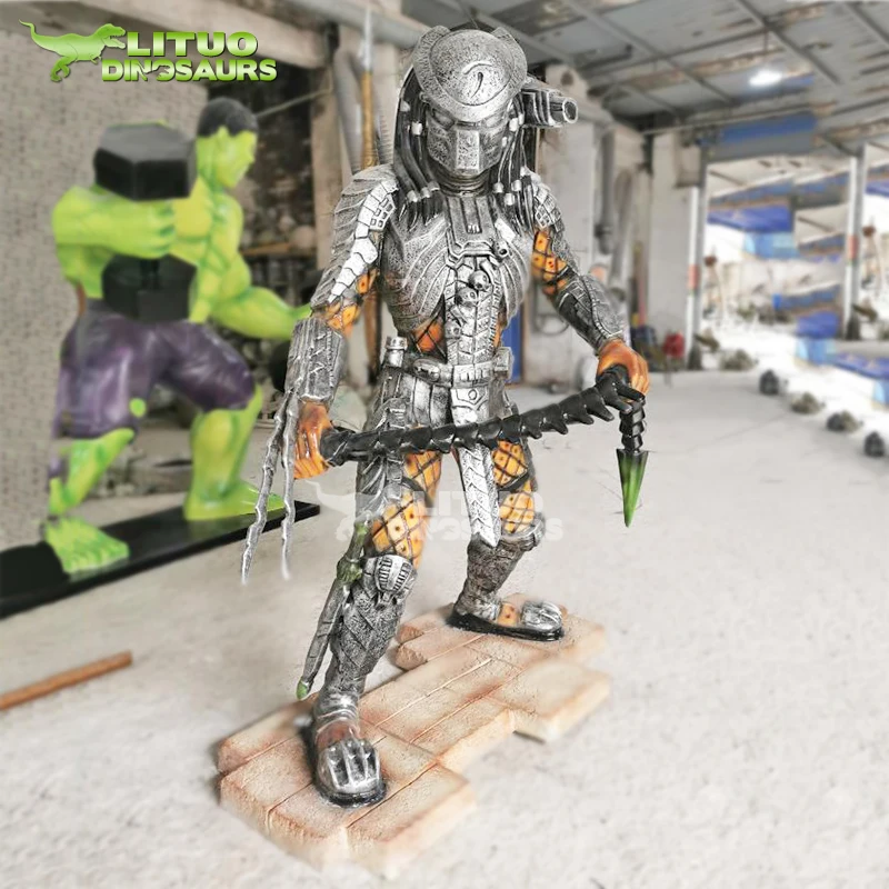 Life Size FRP Predator Sculpture - High Lifelike Quality