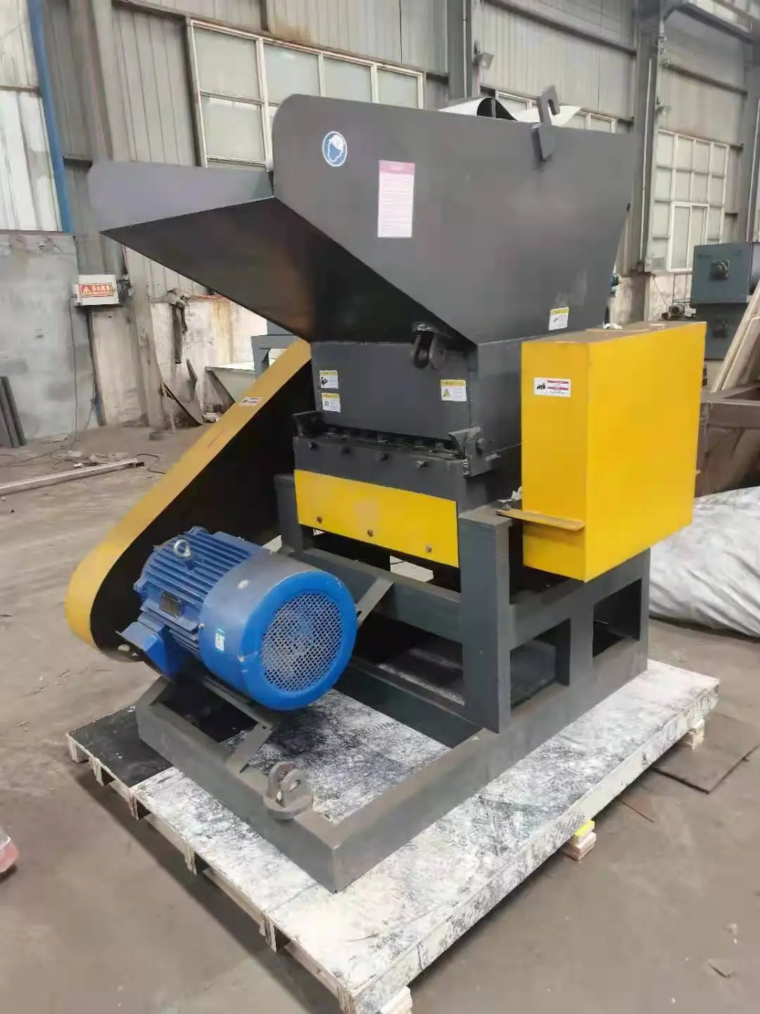 Promotion High Quality Good Price Whole Set Plastic Lump Crusher ...