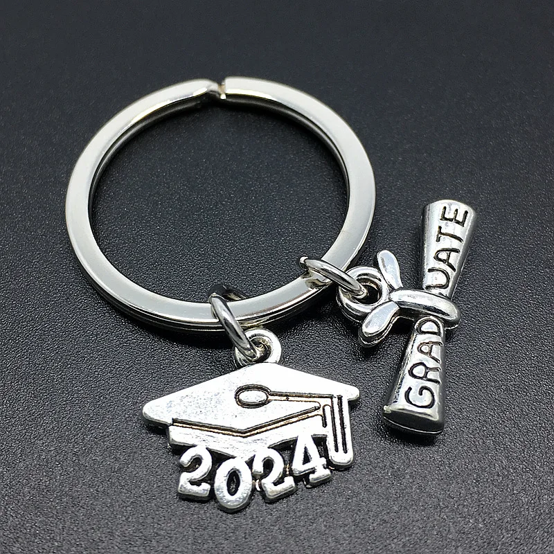 30 Models Senior Class of 2024 Graduation Gift Key Chains