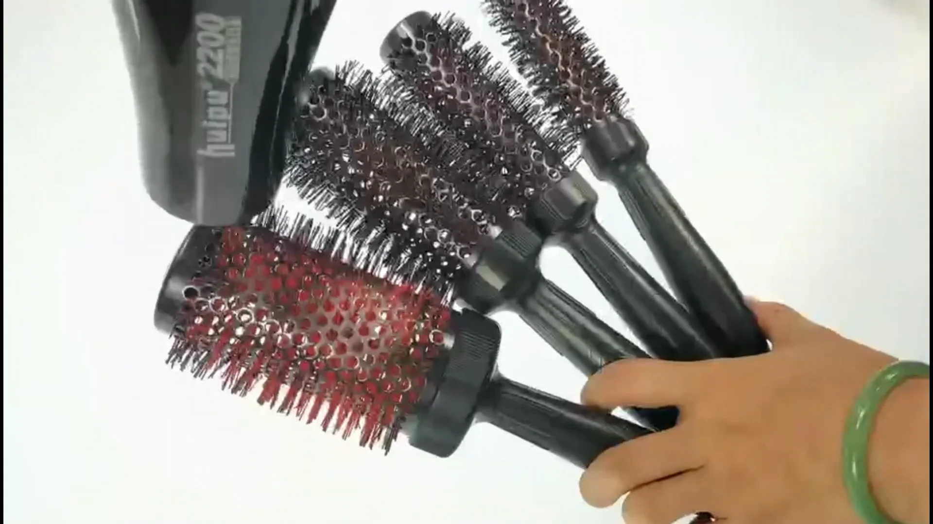 Reduce Frizz Heated Ceramic Tech Hair Brush Round Barrel Brush For ...
