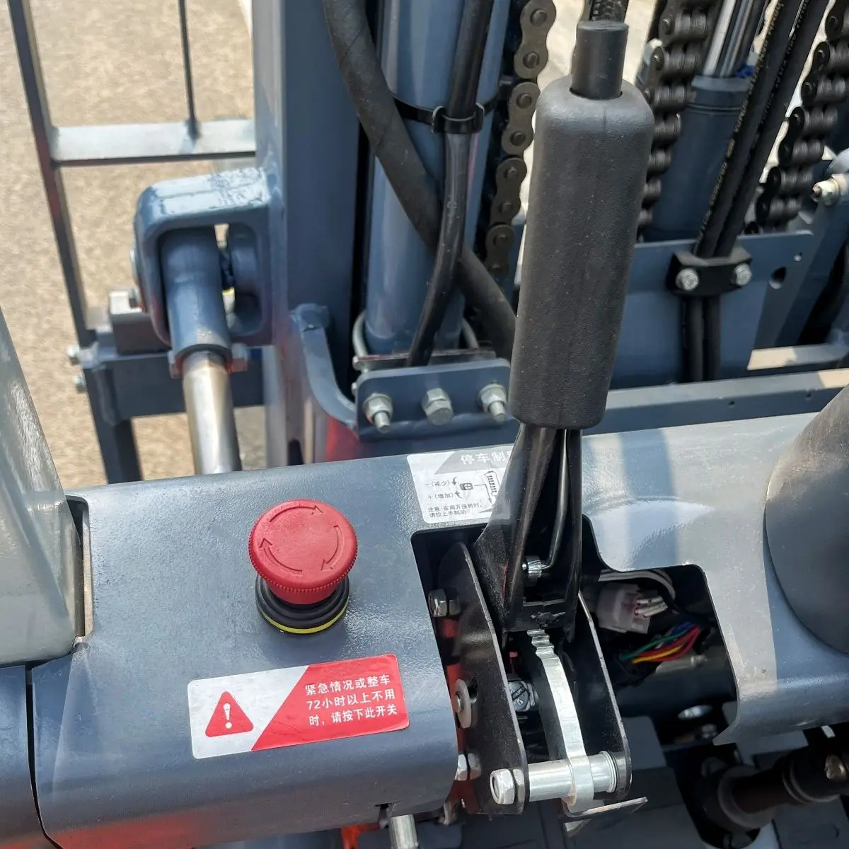 Advanced Quick Charging Compliant with ISO 3691 Standards for Safety 2. ...