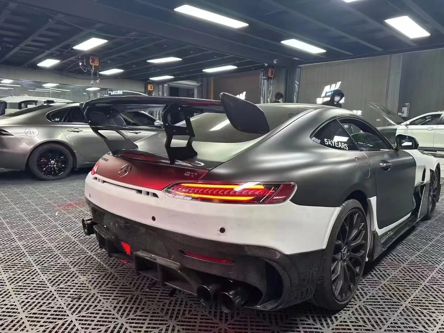 Carbon Fiber Body Kit For Mercedes-benz Amg-gt Car Bumper Carbon Fiber ...