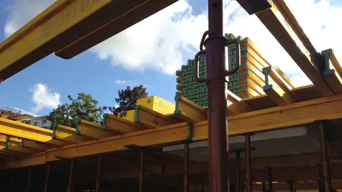 H20 Beams Wooden Construction Formwork 2.9m & 3.9m with Red Plastic ...