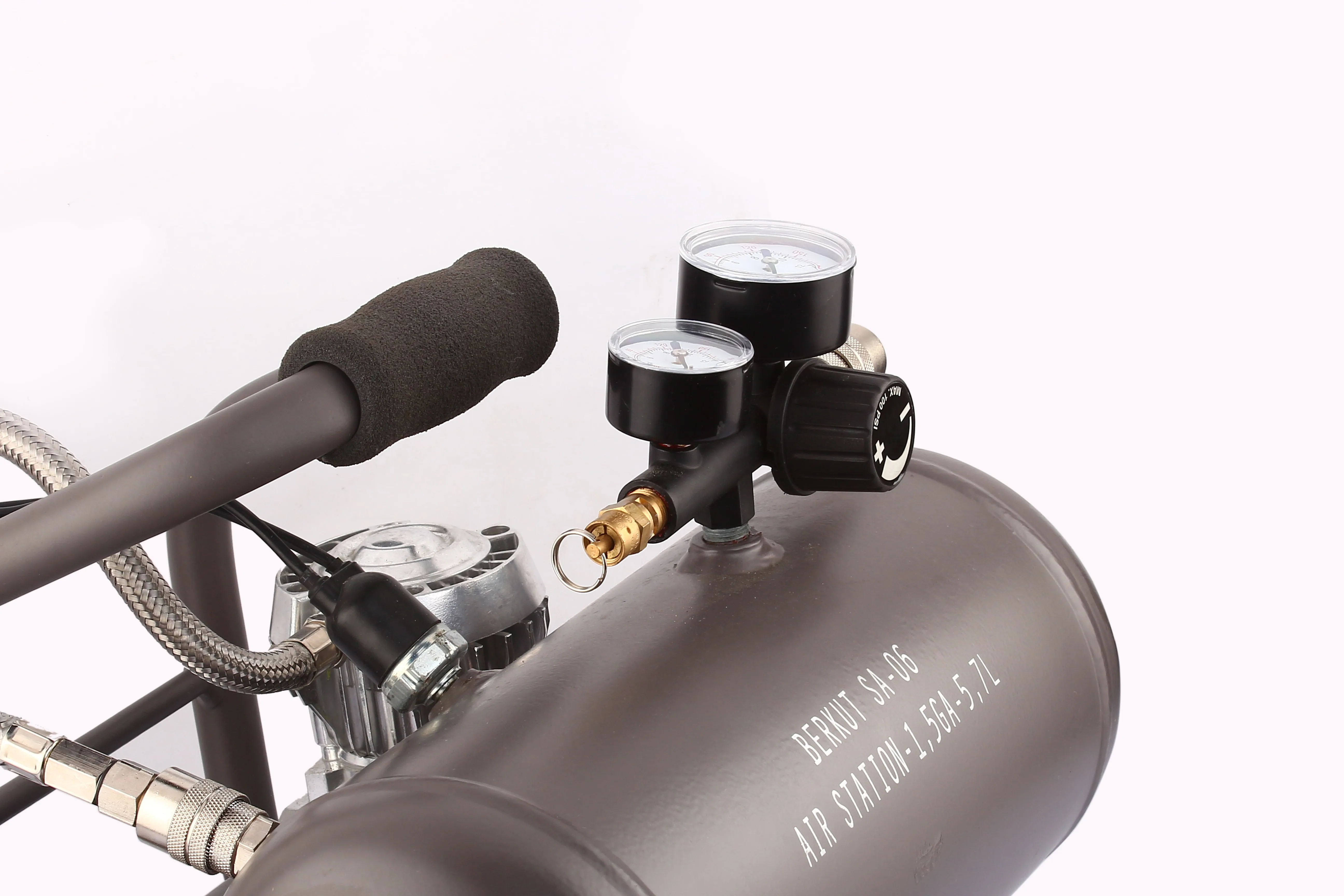 Volcano 12V Portable Air Compressor - 5.7L Air Tank