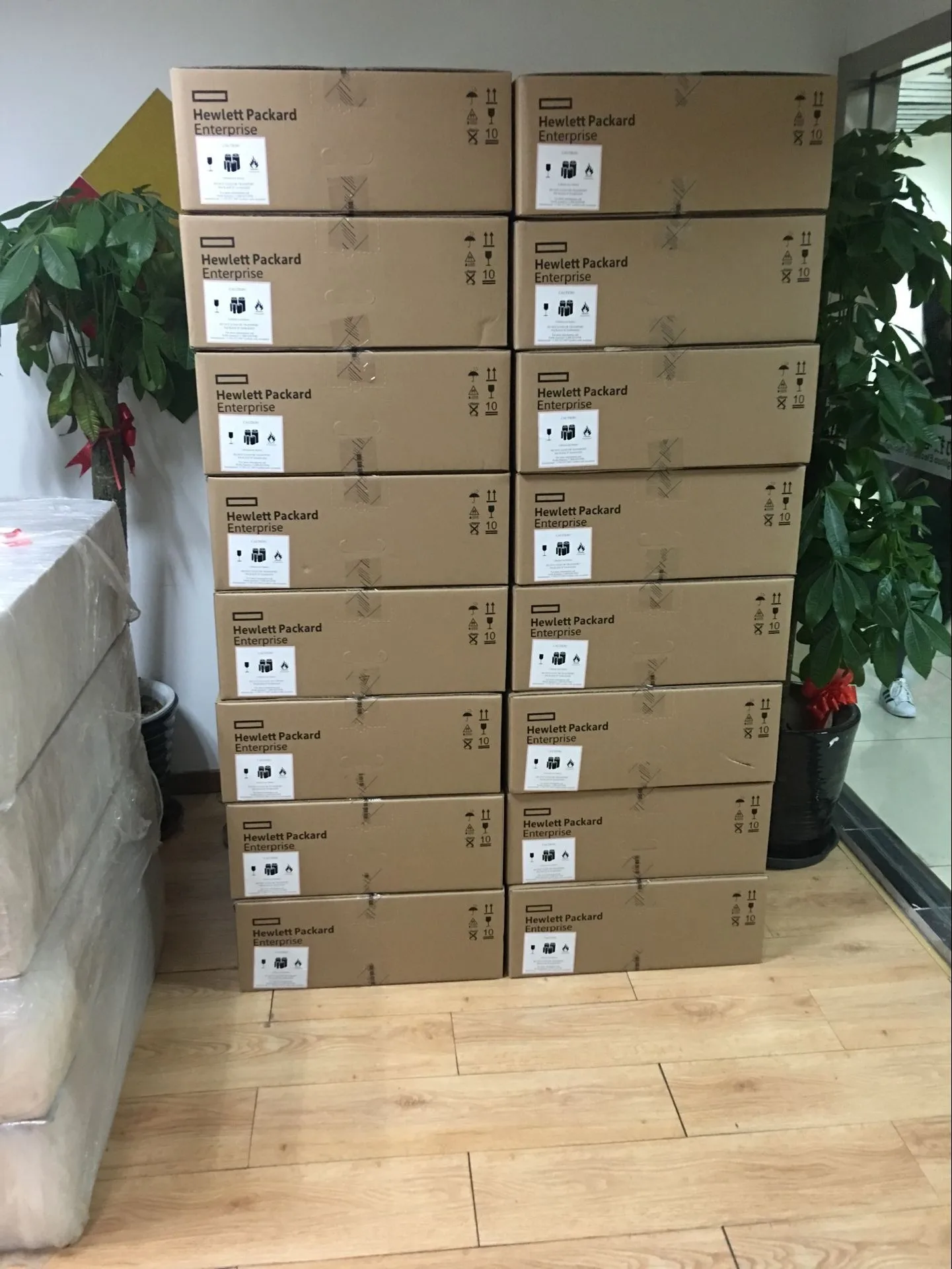 P19720-b21 Hpe Proliant Dl380 Gen10 8 Sff Nc Cto Server New And ...