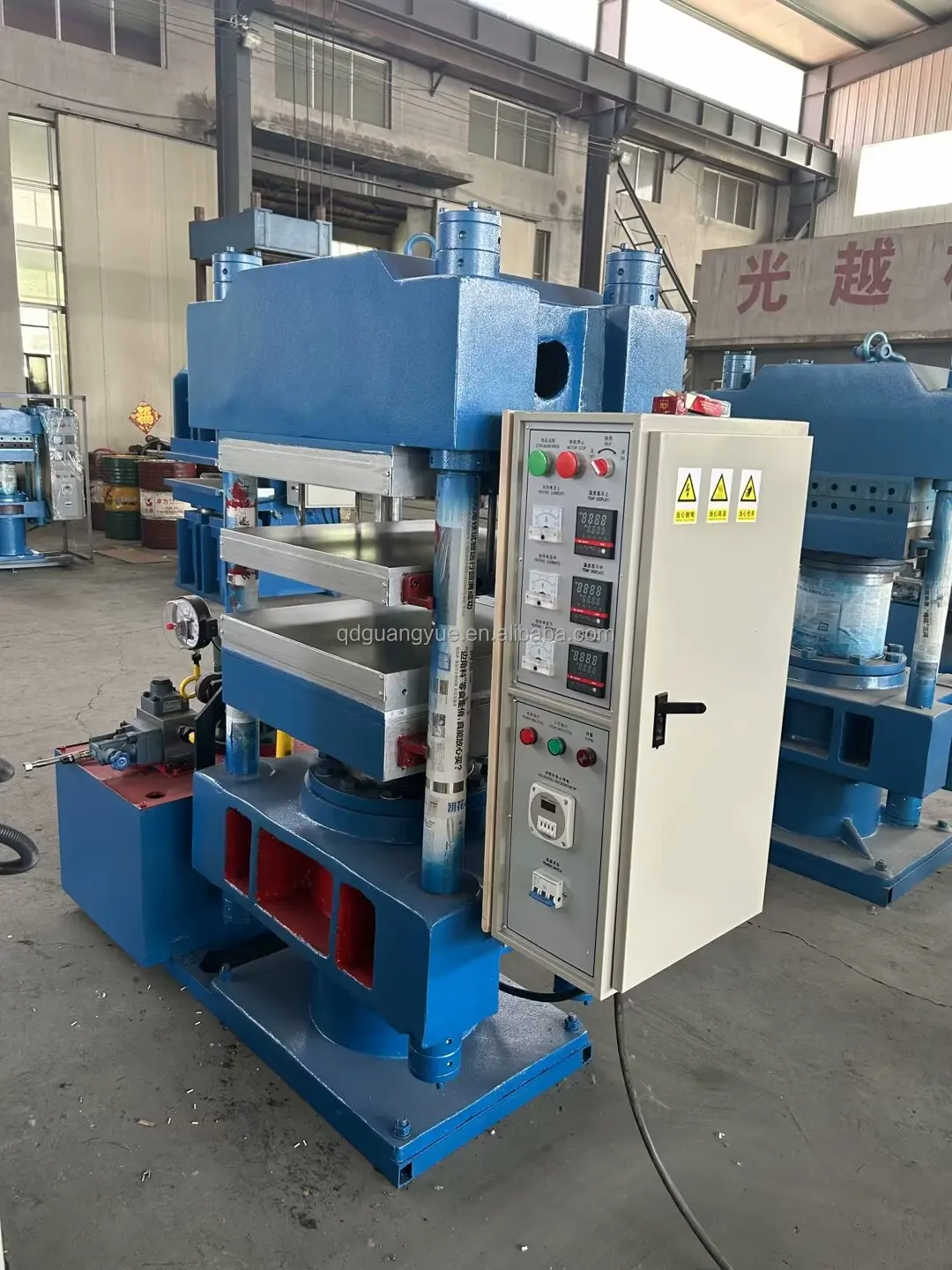 Heavy Duty Rubber Car Ramp Bump Traffic Speed Hump Making Machine ...