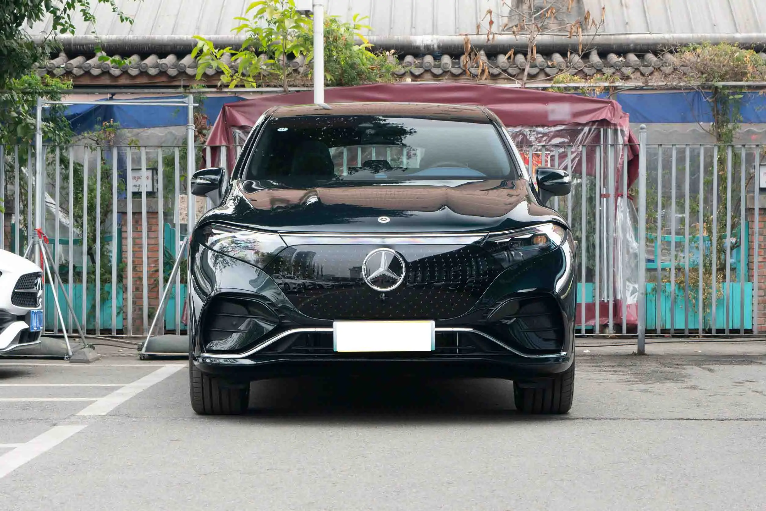 Mercedes-benzs Eqs 2024 Modified Eqs 450+ Pioneer Version 333 Hp High ...