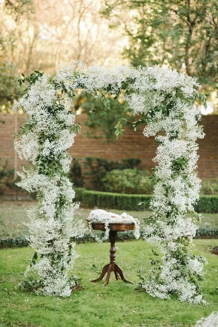 IFG Luxury Greenery Silk Real Touch Arch with White Flowers Round Wall ...