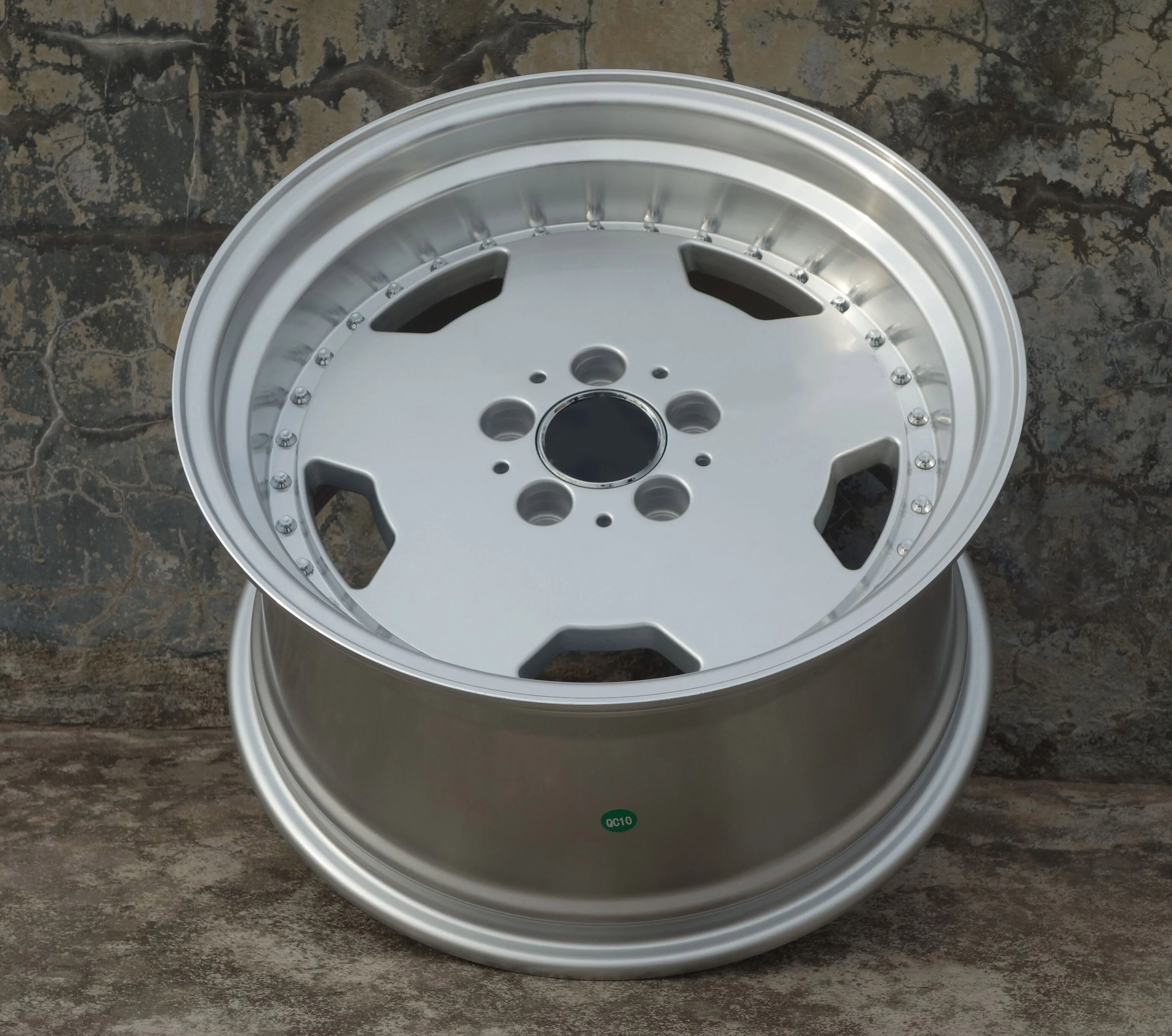 YQ-LG 17 Inch Alloy Wheels - Durable, Stylish, and Versatile