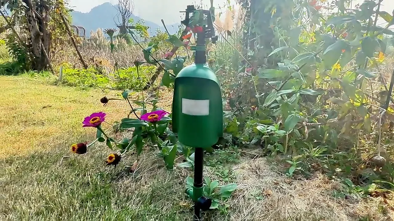 Outdoor Motion Activated Cat Repellent Garden Water Jet Spray Deer Dog ...