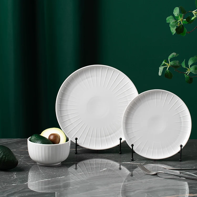 Jinbaichuan Modern Luxury Bone China Dinnerware White Porcelain Dinner ...