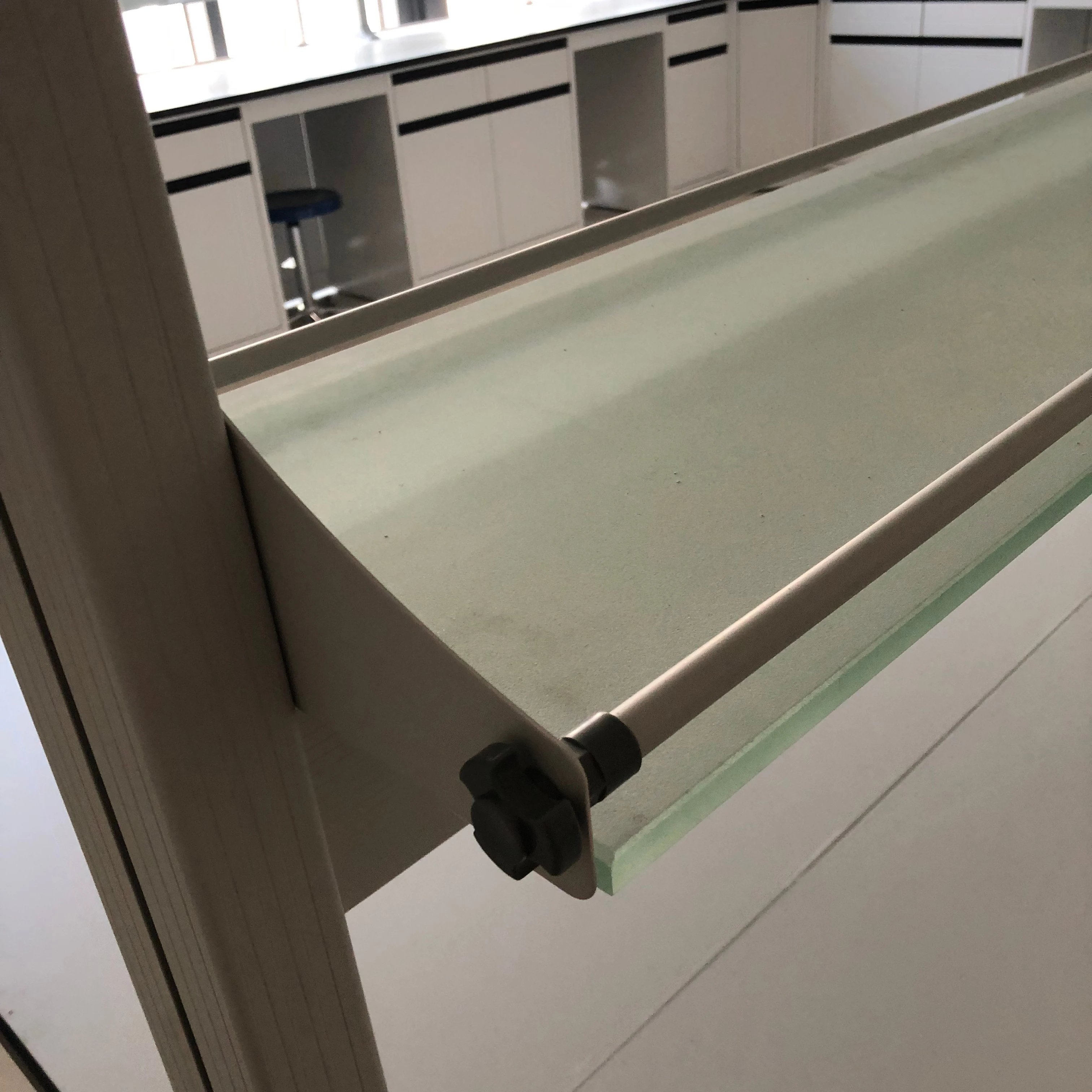 Biology Lab Steel Laboratory Workbench Work Table Steel Glass Reagent ...