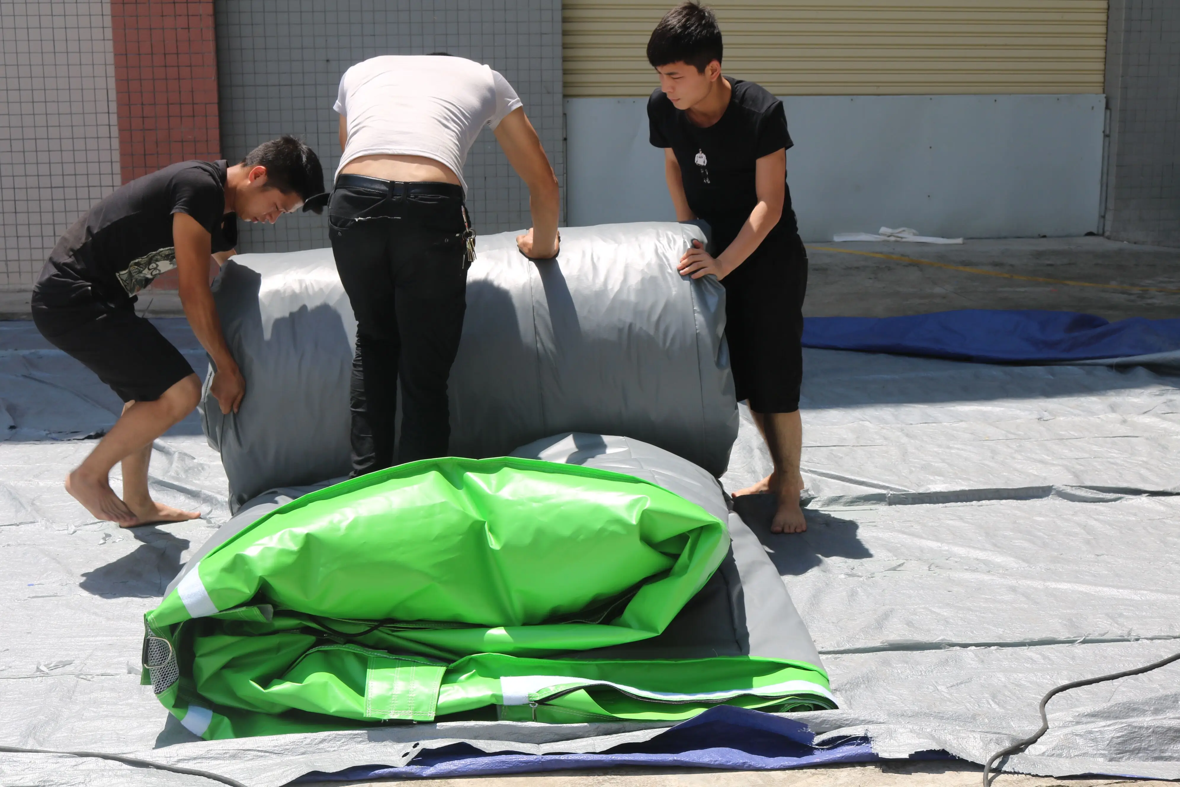 Play Golf Anywhere with Portable Inflatable Simulator Tent